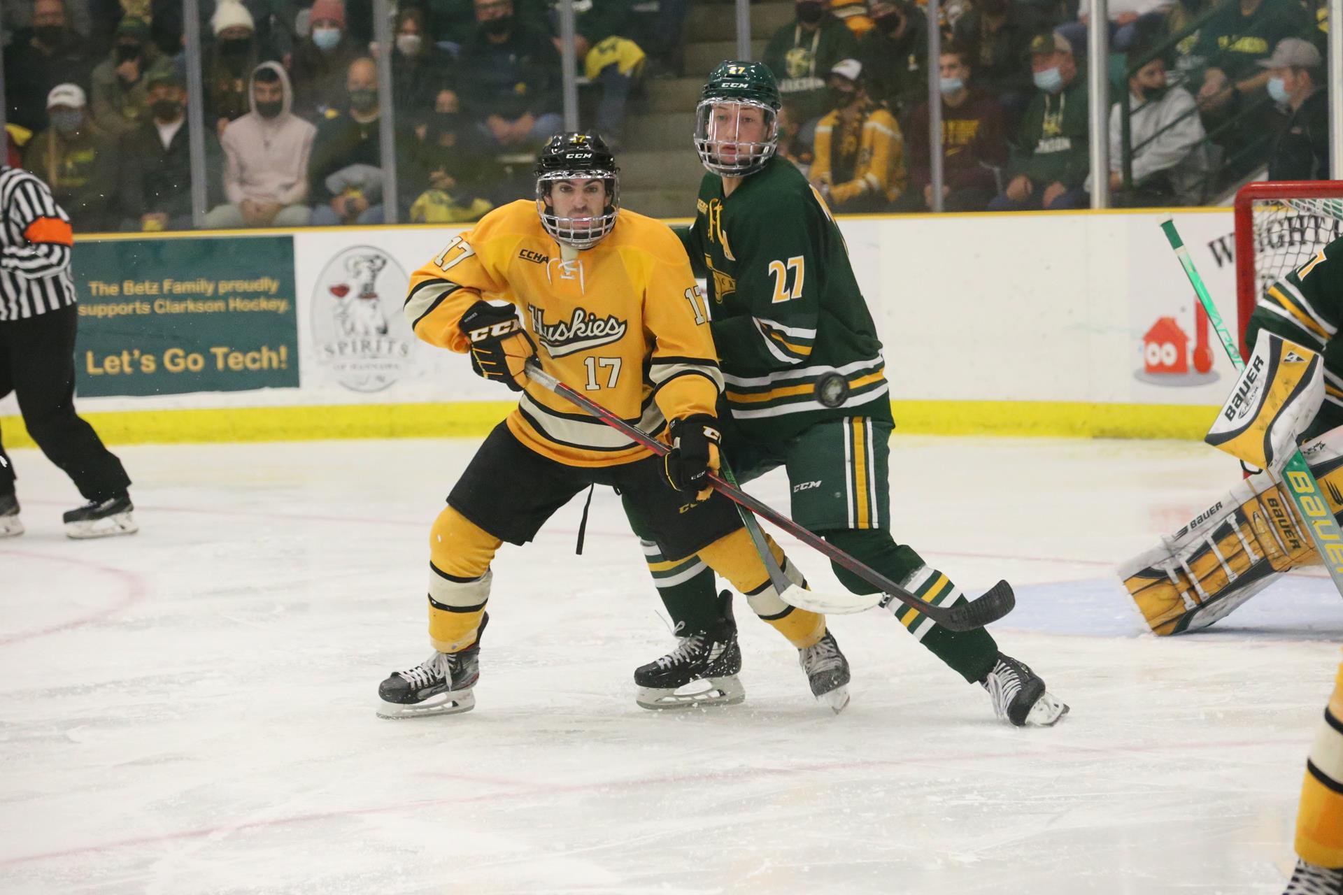 Justin Misiak - 2021-22 Michigan Tech Huskies Men's Ice Hockey - CCHA