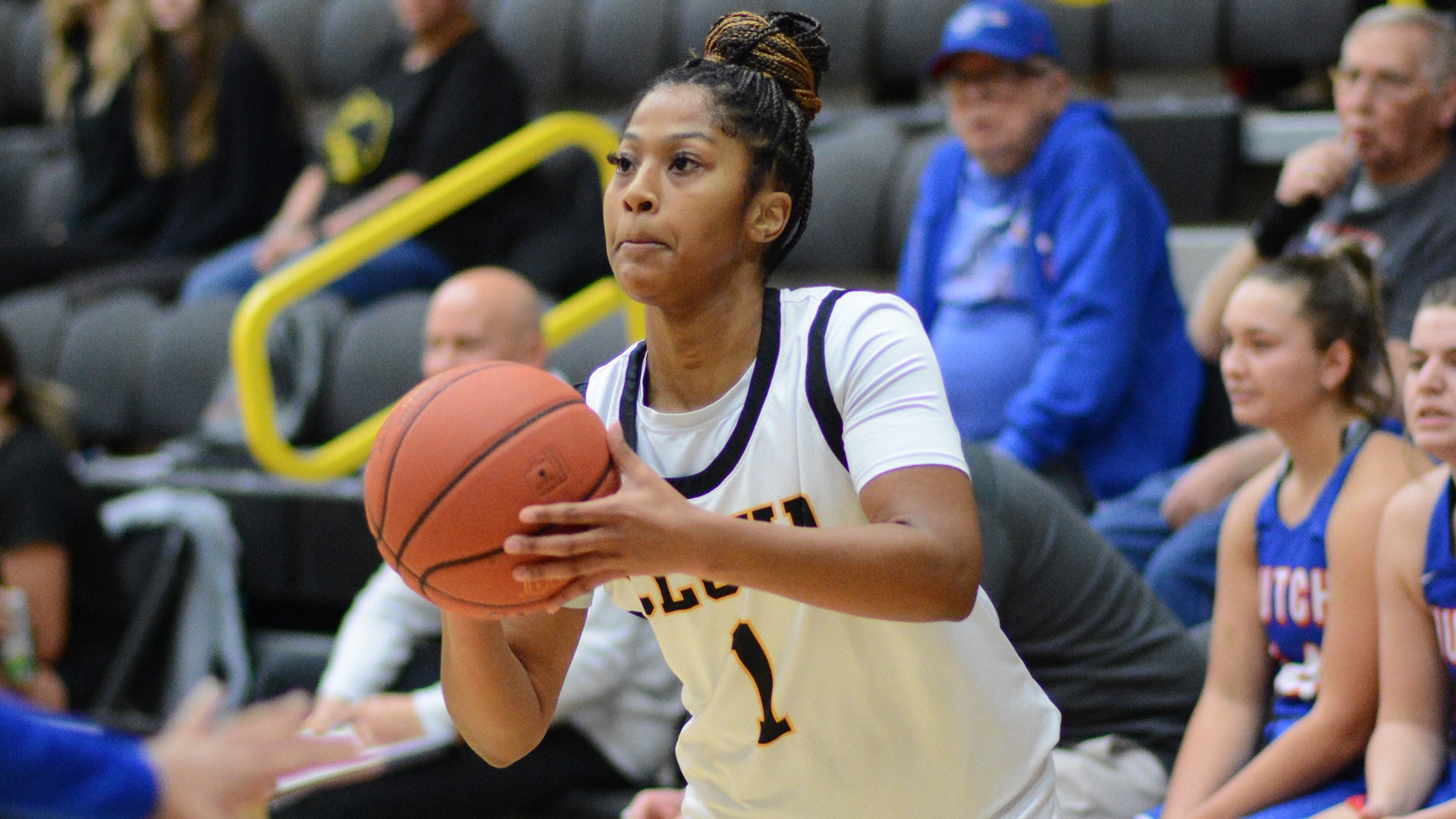 Destiny Smith - 2023-24 - Women's Basketball - Cloud County Community ...