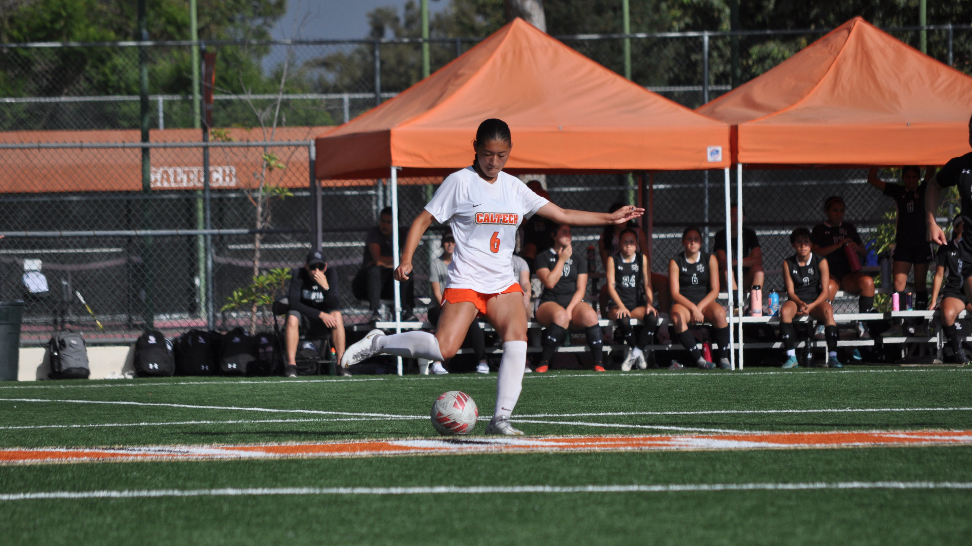 Women’s Soccer Battles CMS at Home - California Institute of Technology