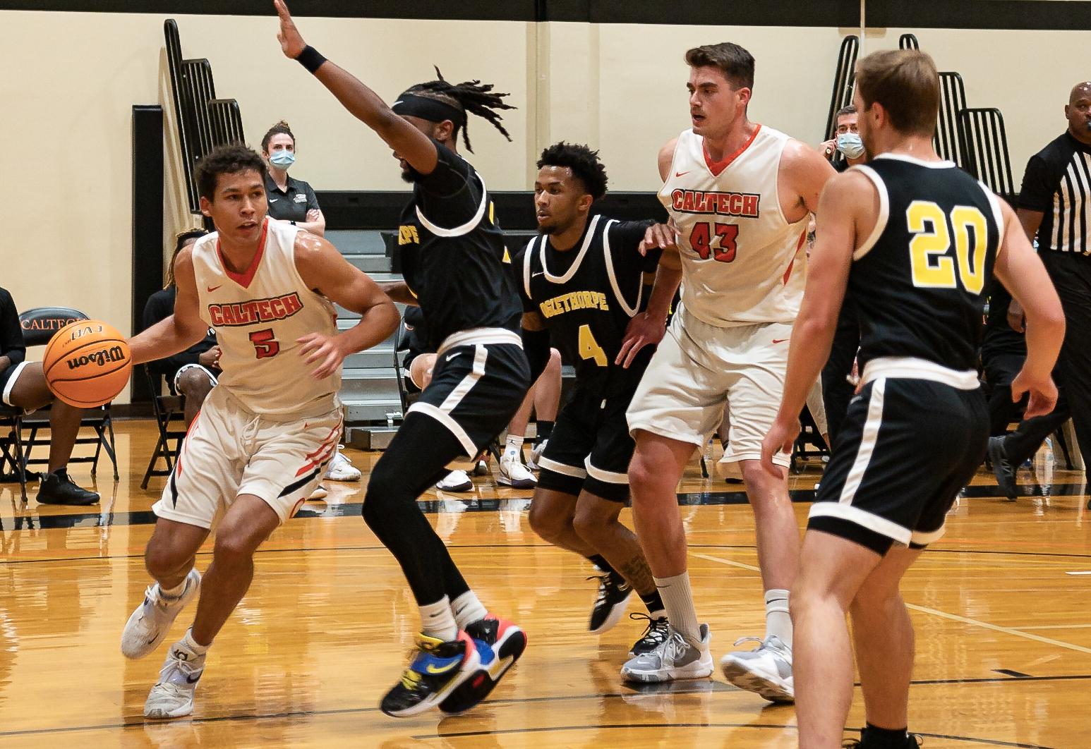 Men's Hoops Explodes in Second Half at CMS - California Institute of ...