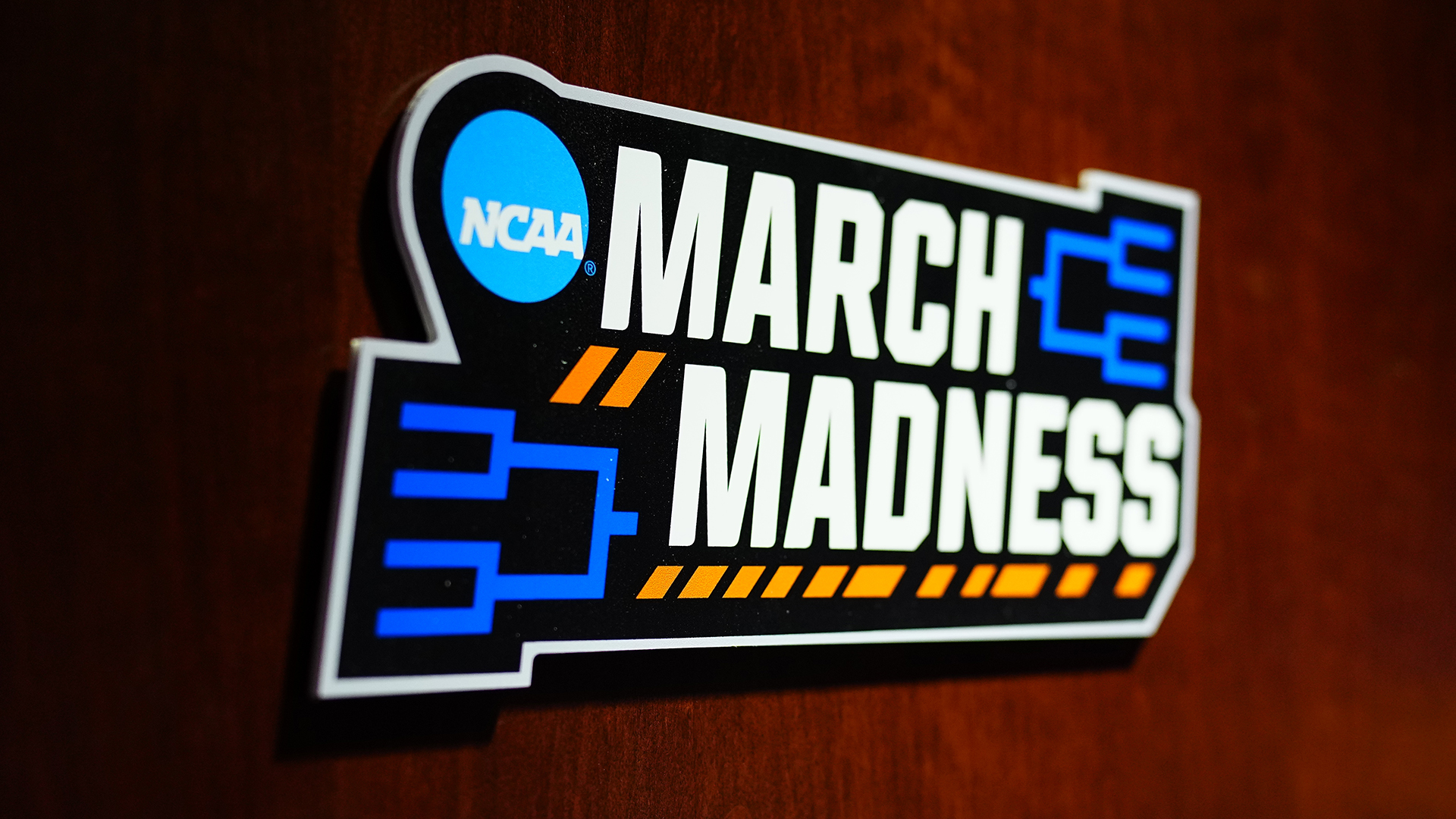 Pac-12’s Lisa Peterson named chair of DI Women’s Basketball Committee ...