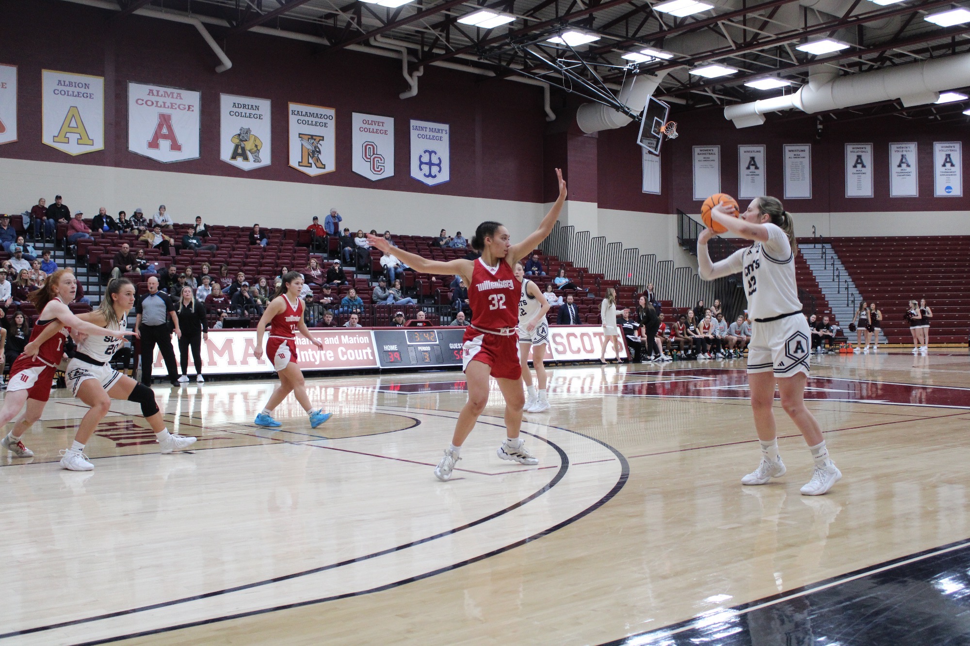 Career High 39 From Sas Pushes Women's Basketball to Double OT Upset of ...