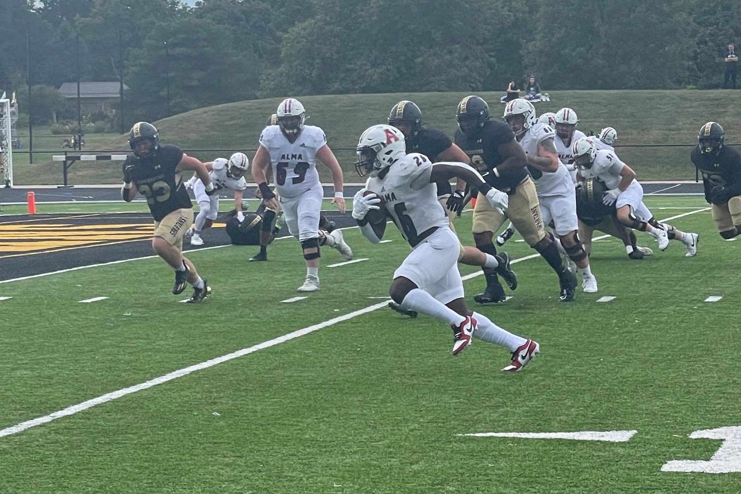 Football Cruises Past Manchester, Moves to 2-0 - Alma College