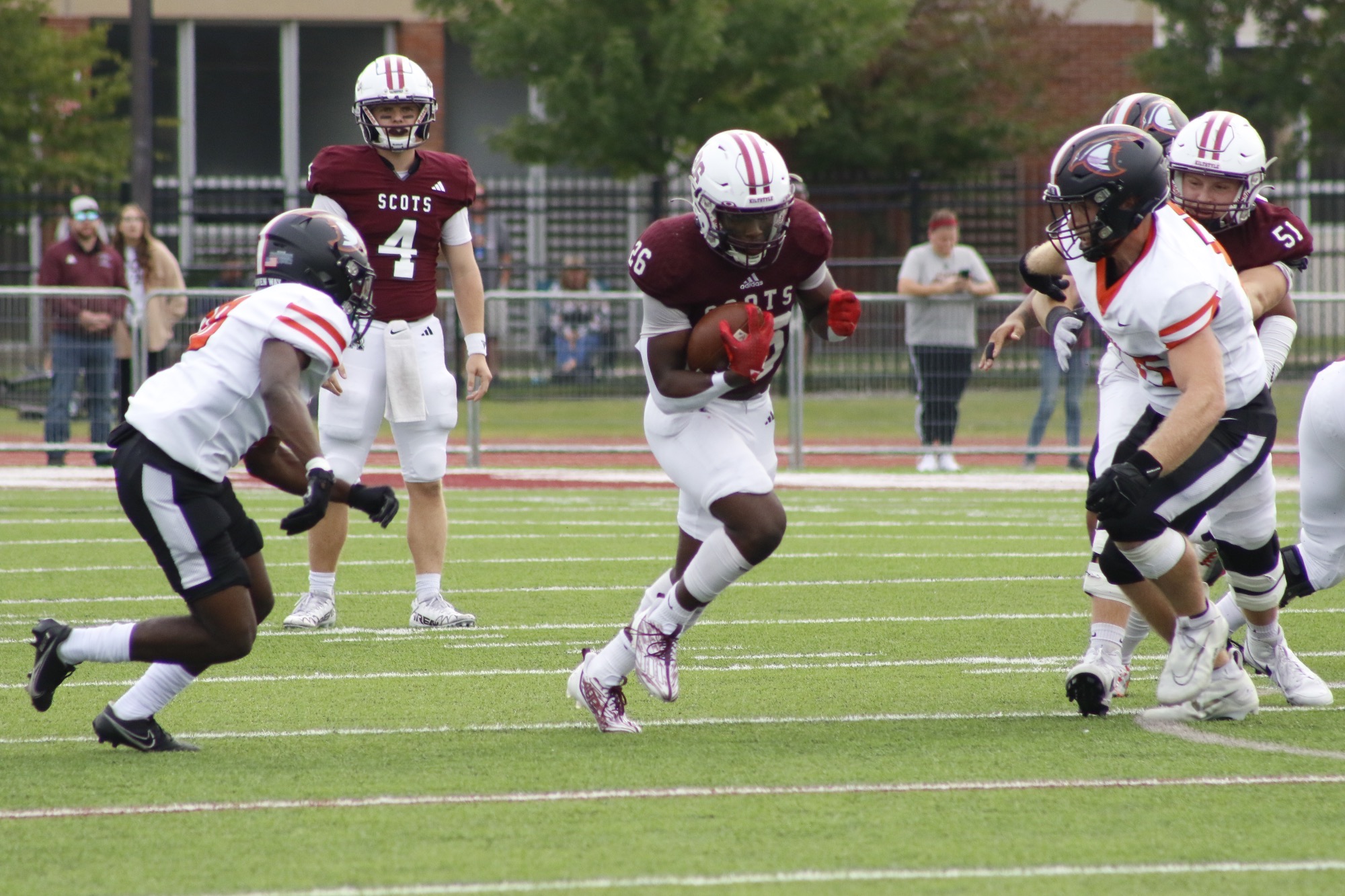 #21 Football Stomps Anderson in Hall of Fame Game - Alma College