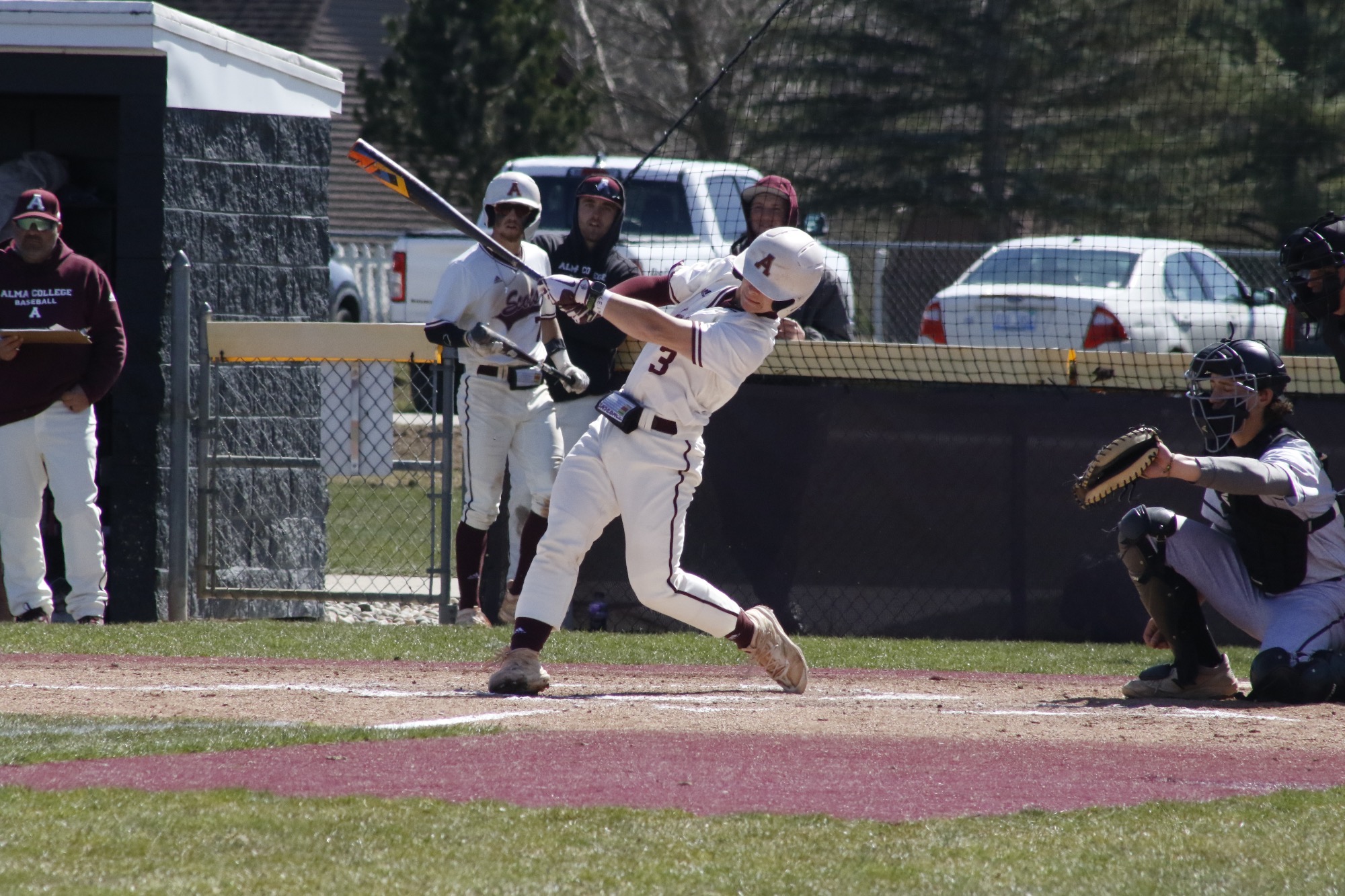 Baseball Takes Game Two in Walk Off Fashion Over Bulldogs - Alma College