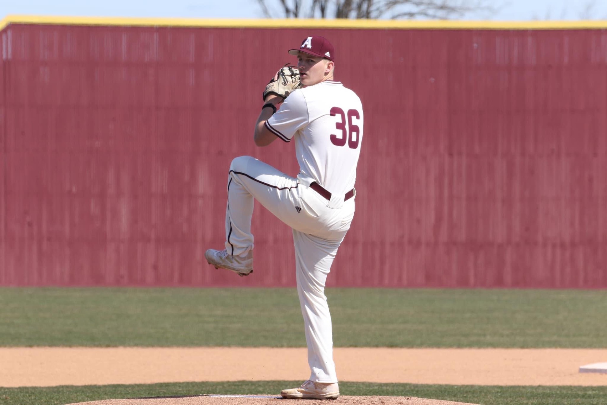 Baseball Opens Series Against Hope with Hard-Fought Win - Alma College