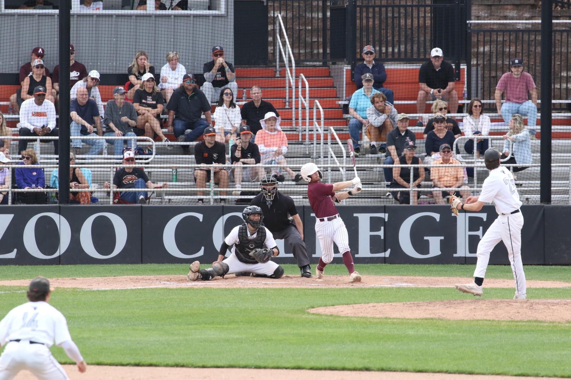 Baseball Opens MIAA Tournament With Close Loss to Kalamazoo - Alma College
