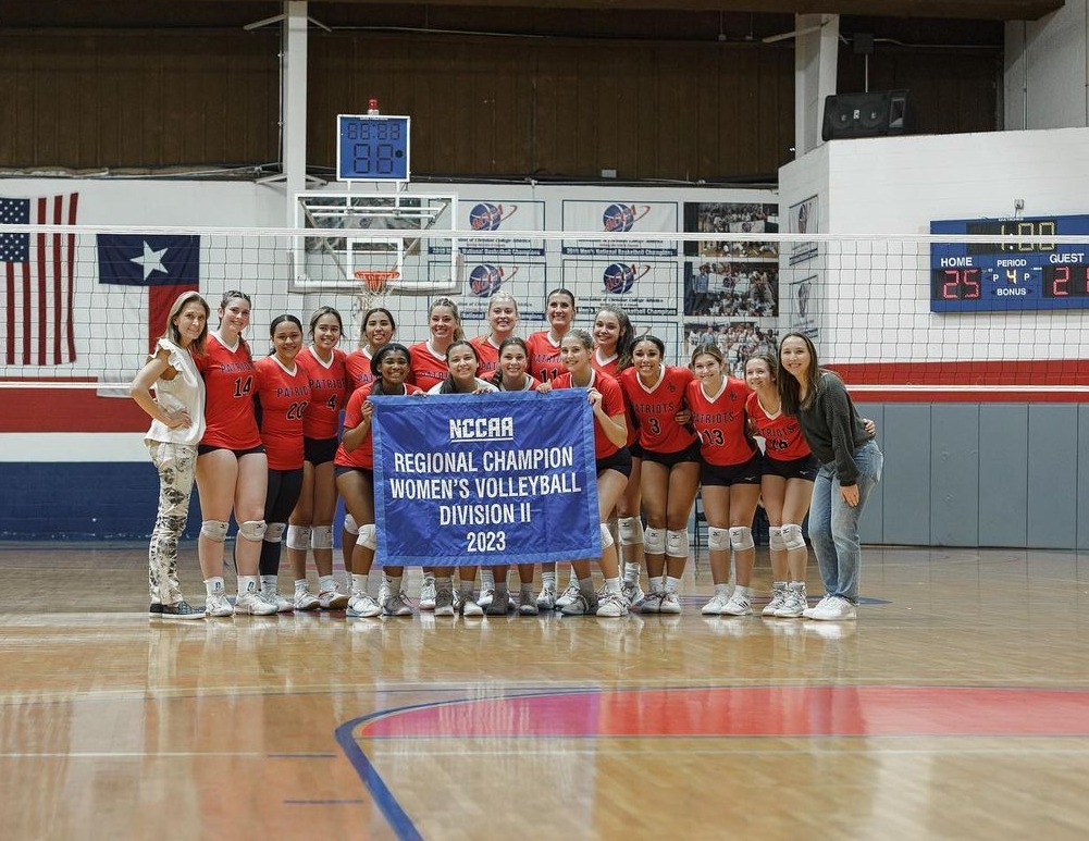 Lady Patriots Ready to Kick Off New Volleyball Season - Arlington ...
