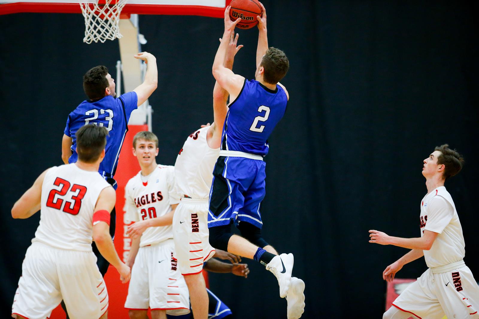Max Vickers - Men's Basketball - Aurora University Athletics