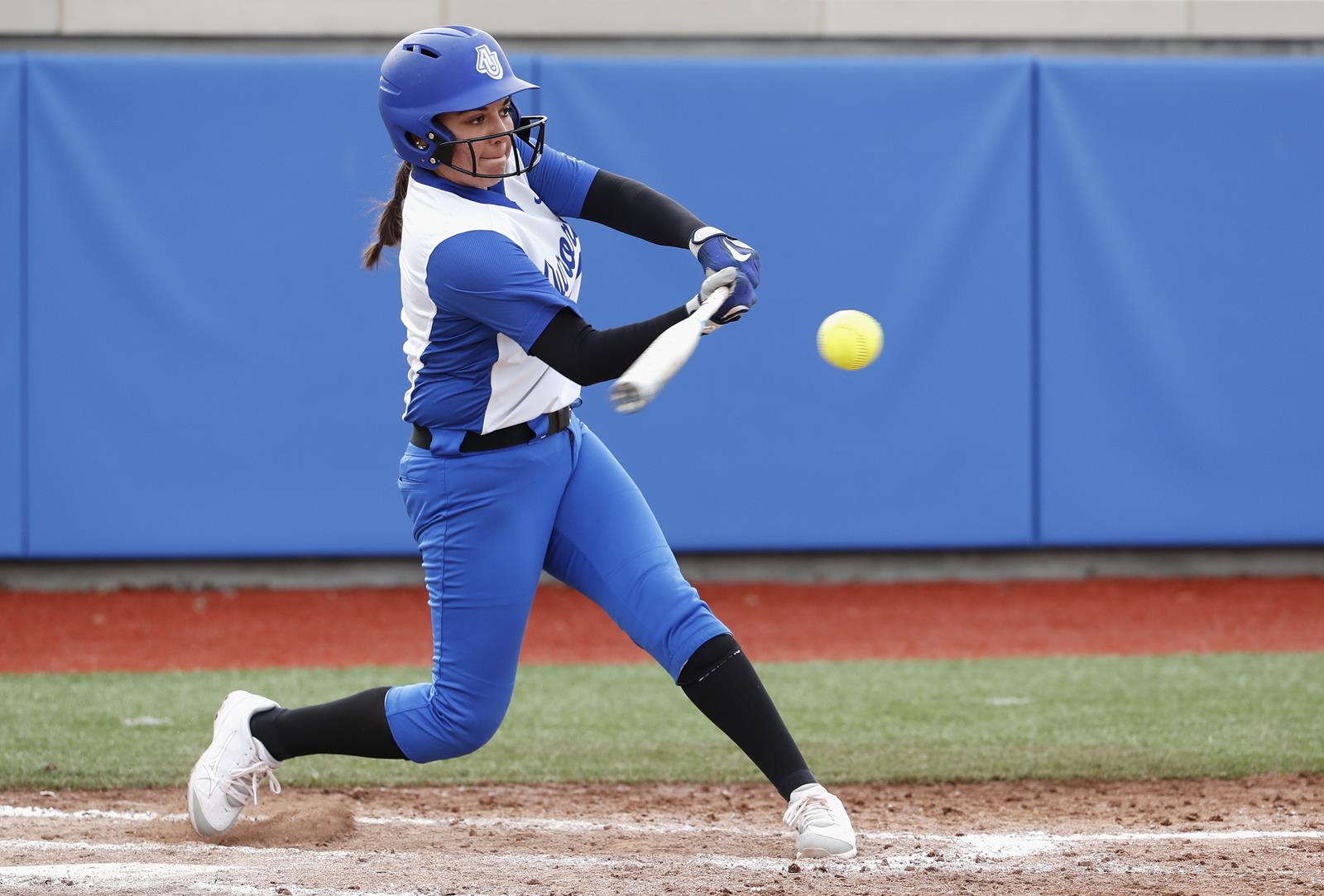 Spartans play come from behind to sweep Cougars - Aurora University ...