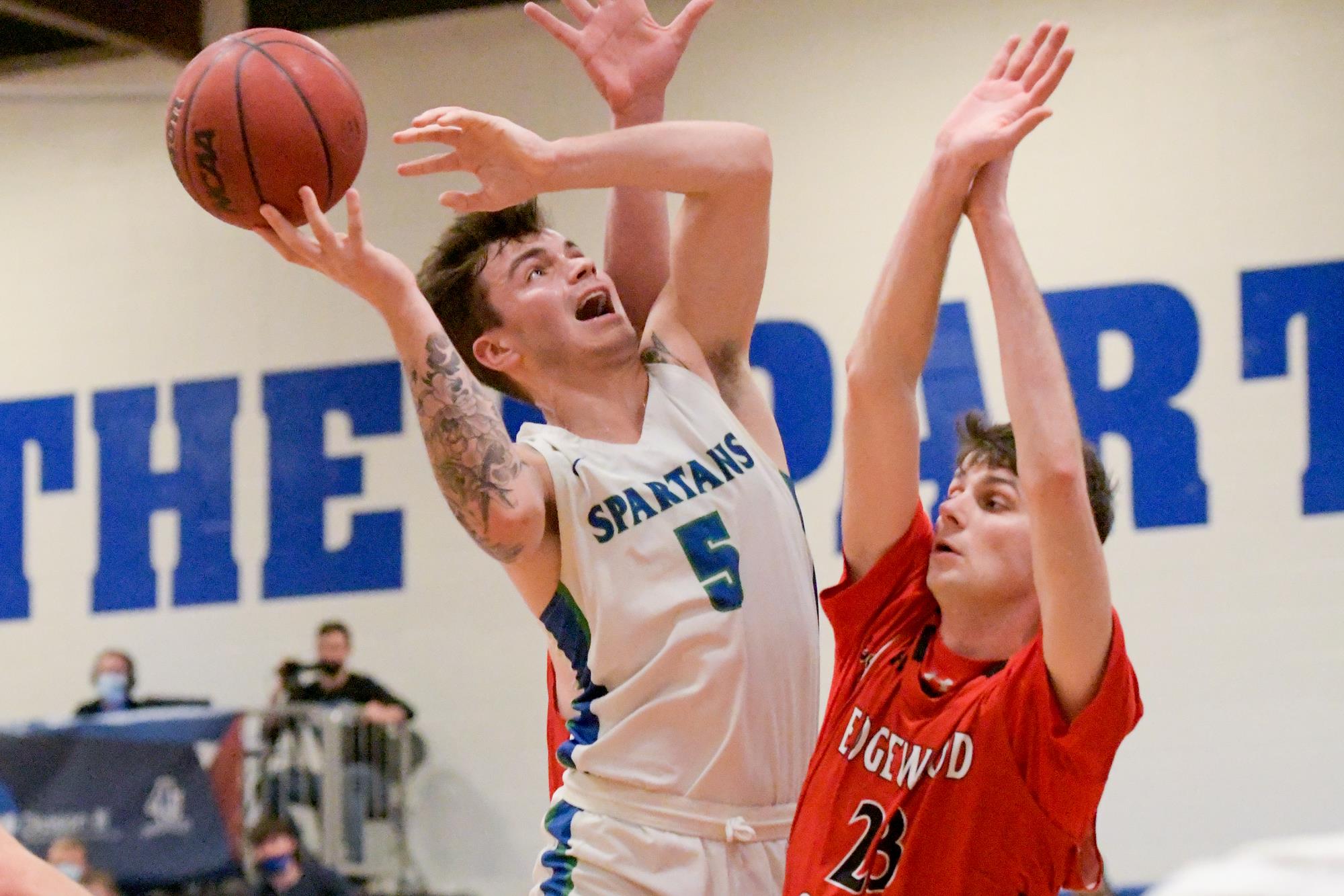 Spartan fall short in battle at Eureka - Aurora University Athletics