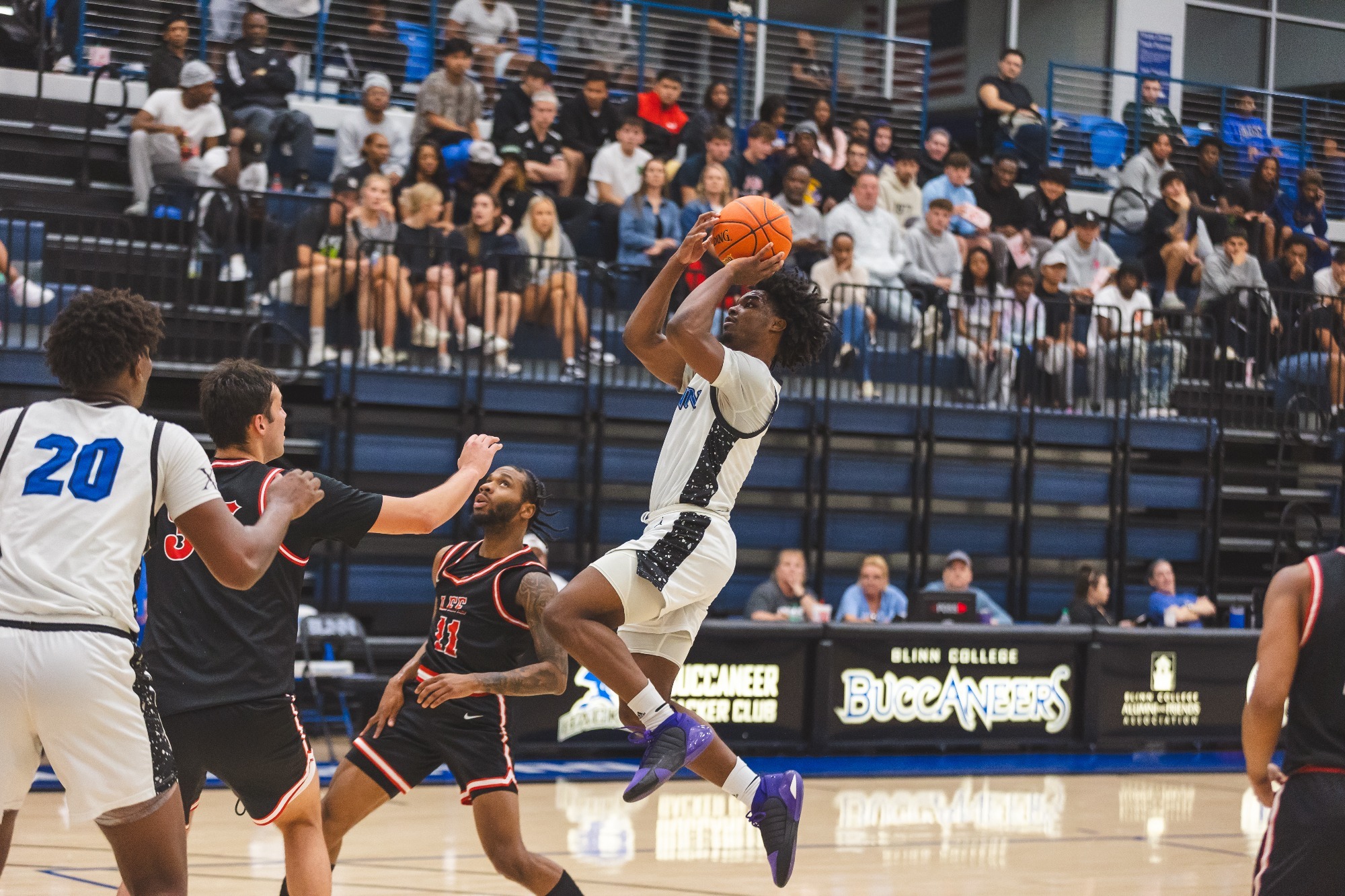 Blinn's Masiah Gilyard, Anthony Isaac named All-Region XIV - Blinn College