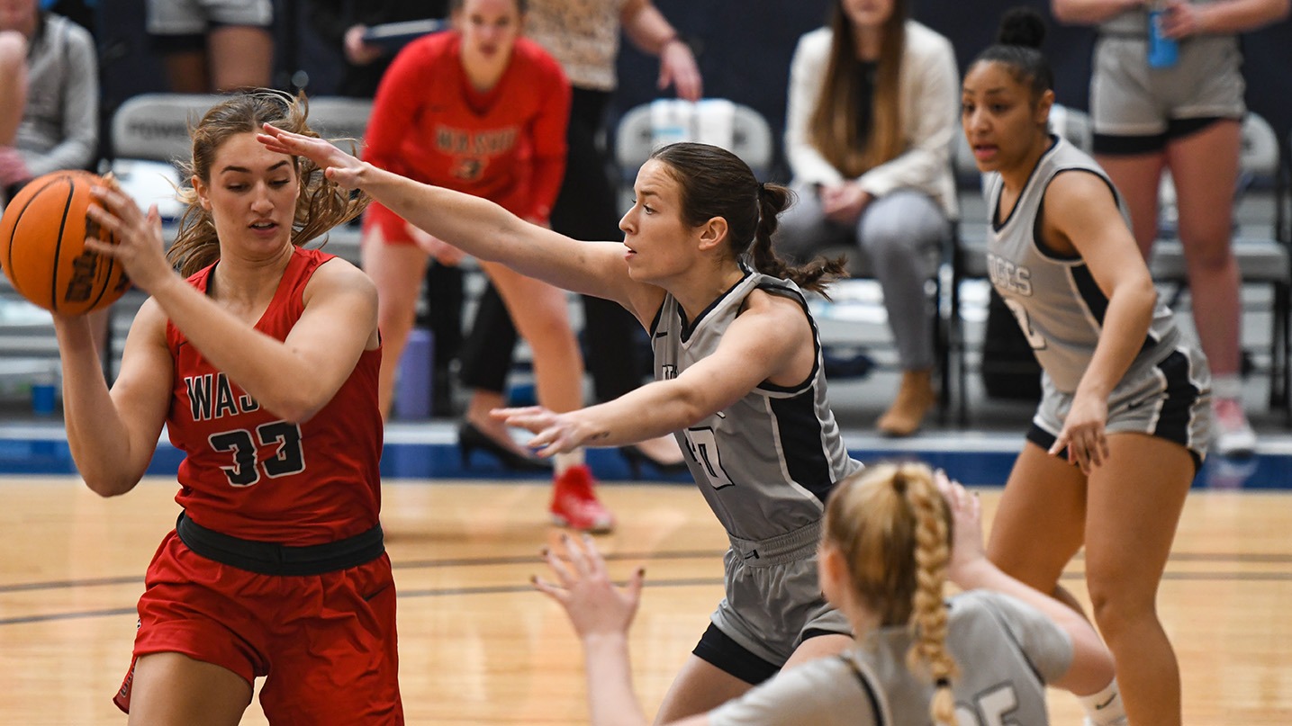 Alumni Spotlight: Jessica Chapin '10, Women's Basketball - Brandeis ...