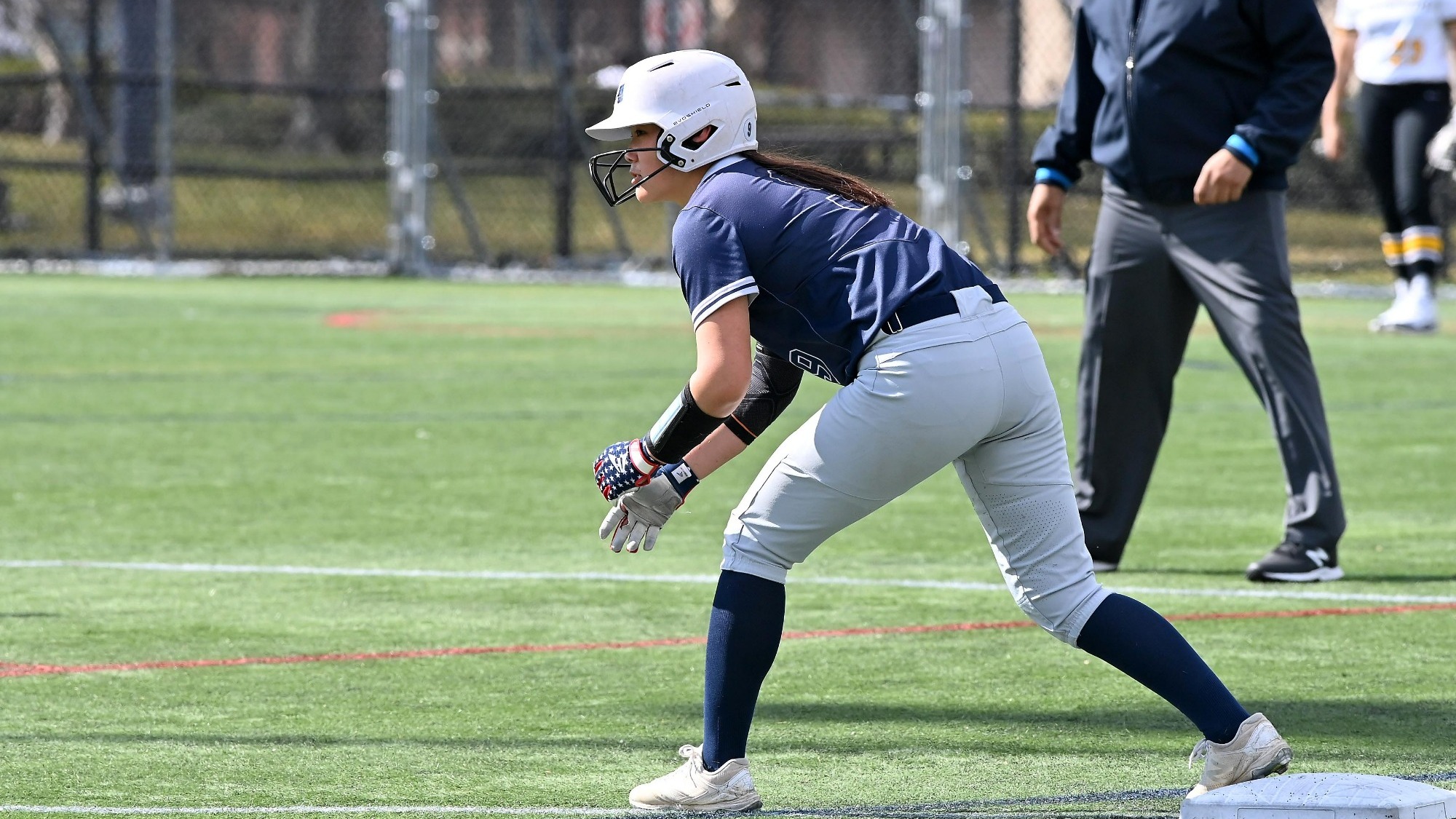 Softball drops finale with WashU, 9-1, to split UAA series - Brandeis ...