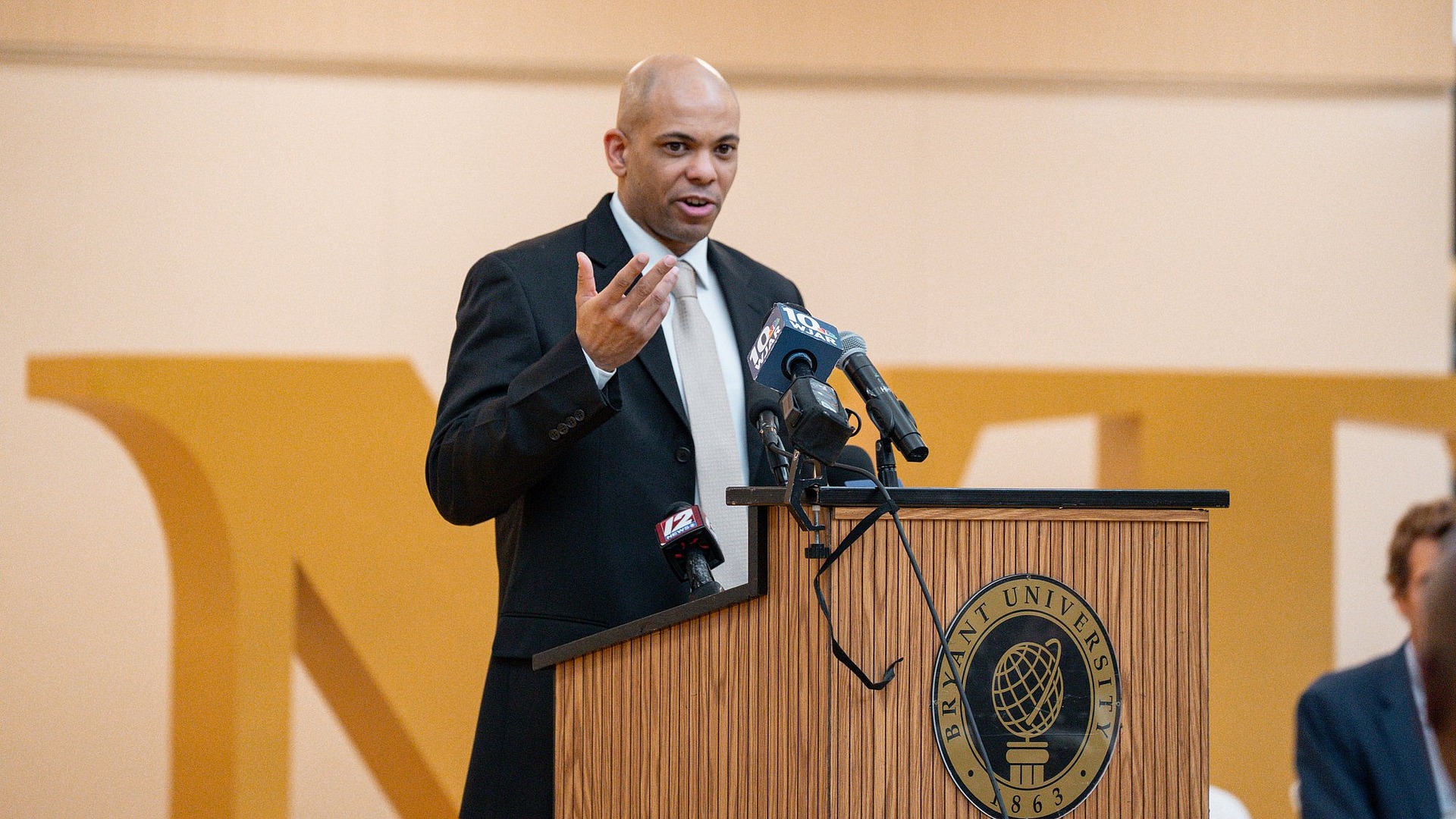 Men's Basketball announces 2025-26 non-conference schedule - Bryant ...