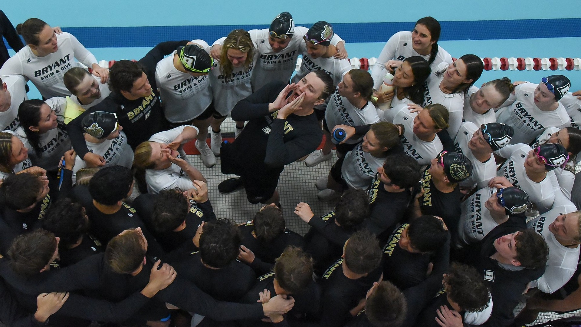 SWMMING AND DIVING PARTICIPATE AT SWIM ACROSS AMERICA - Bryant University