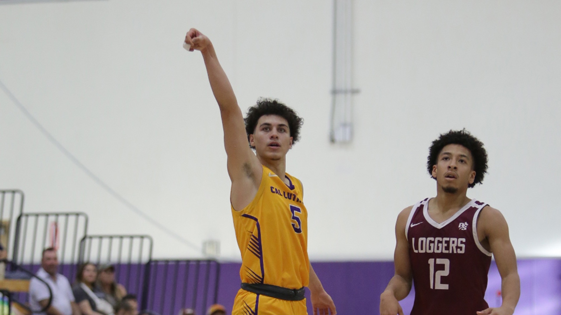 Lewis, Susko Score 20-plus as Kingsmen Defeat Bulldogs - California ...