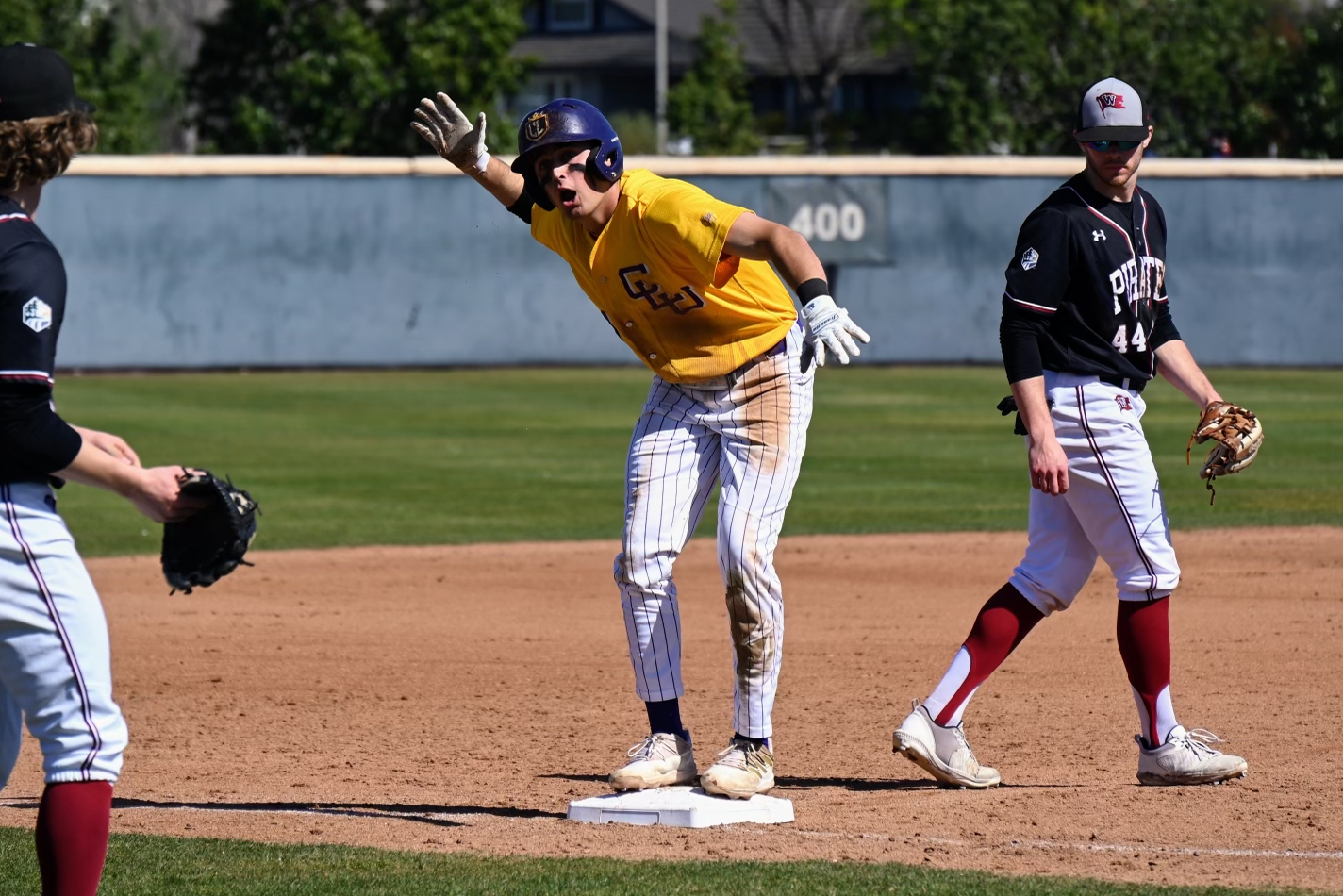Kingsmen Defeat Whitworth for Third Time - California Lutheran University
