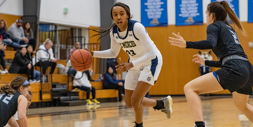 Bobcats Prove to be Clutch, Win Second Straight Cal Pac Game ...