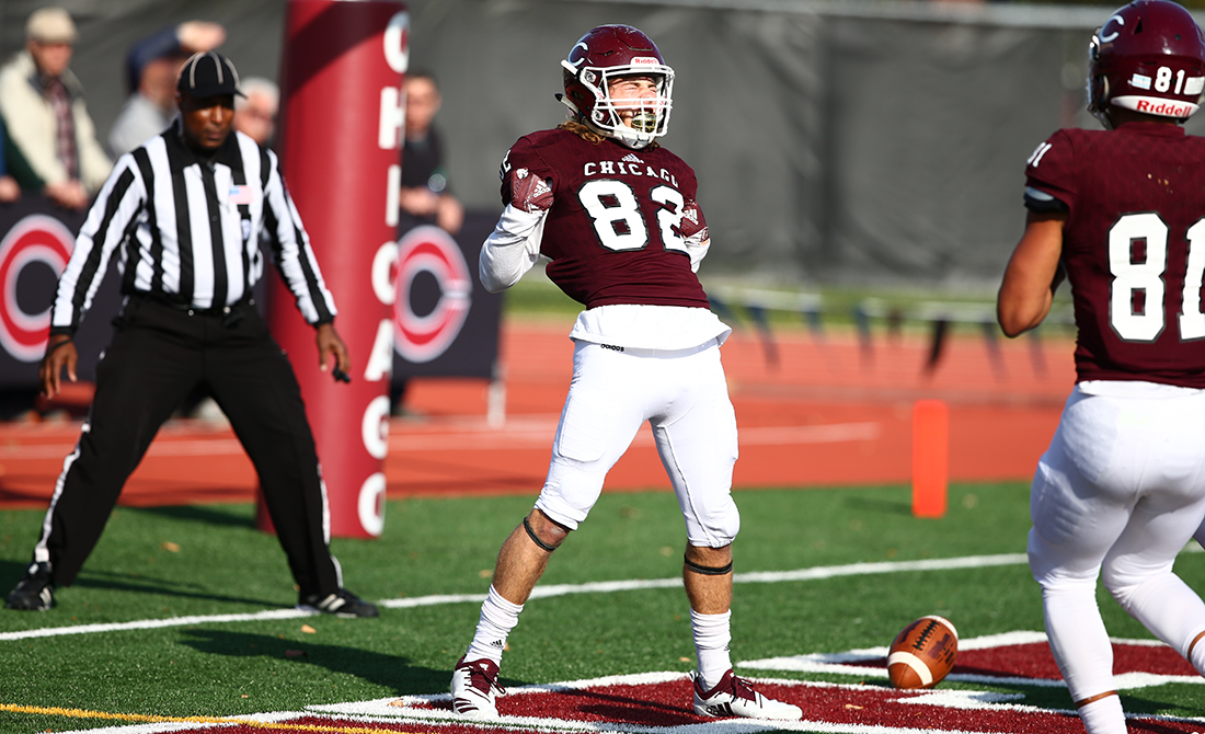 UChicago Football Rally Thwarted in Final Minute of 21-20 Loss to St ...