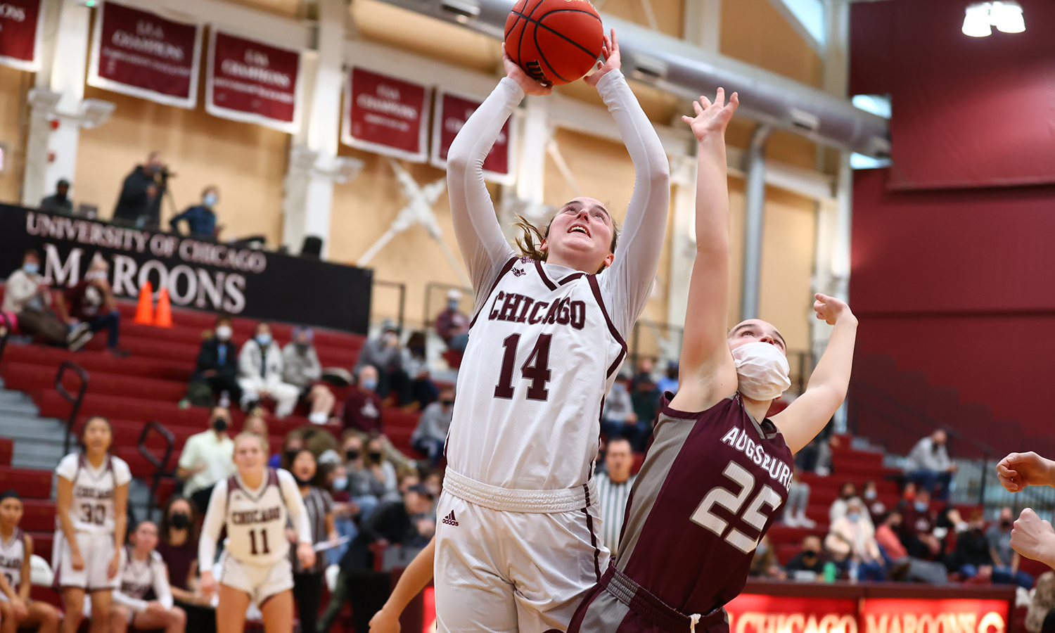 Maroon Women's Basketball Scores in Final Seconds to Top IWU 63-62 ...