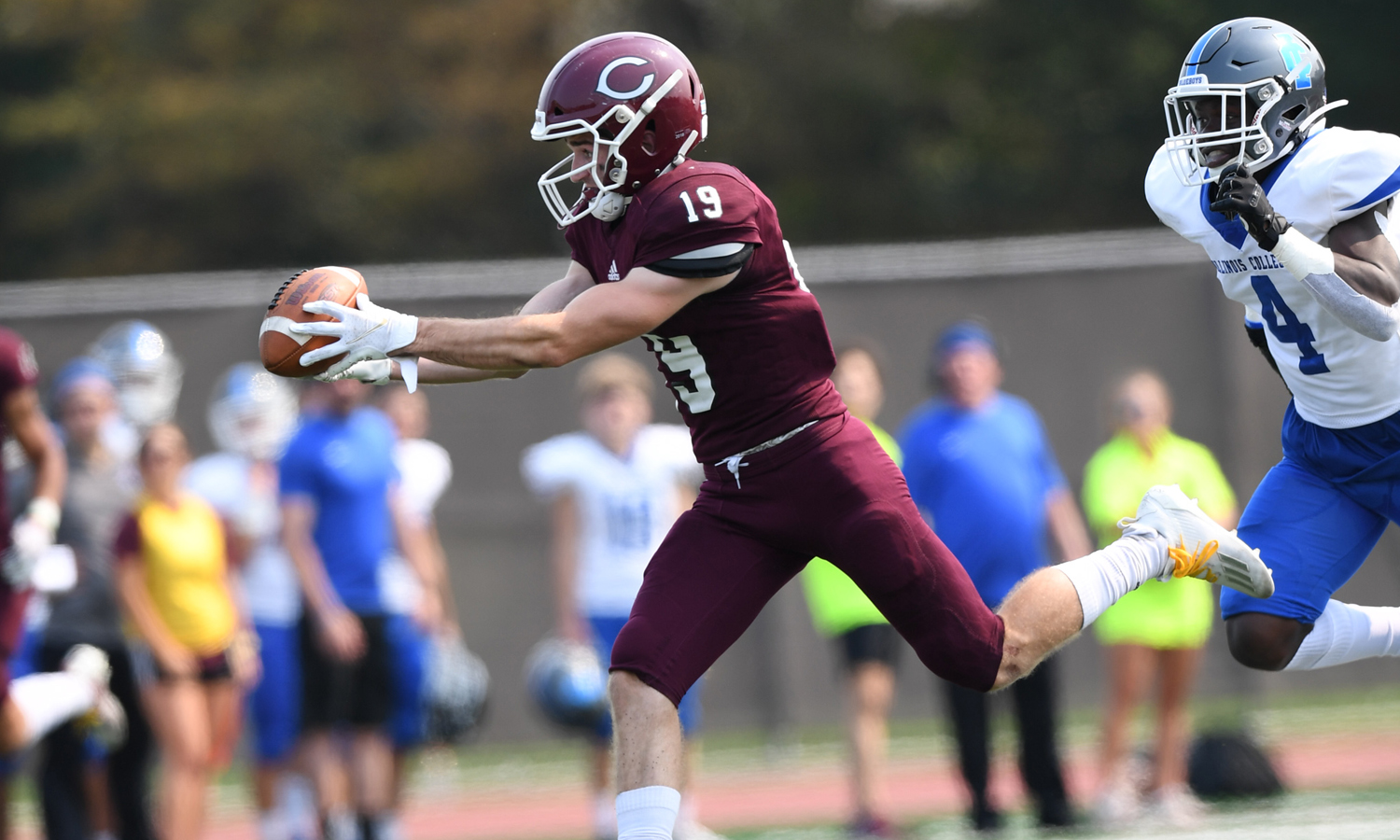 UChicago Football Dominates Beloit 66-0 - University of Chicago