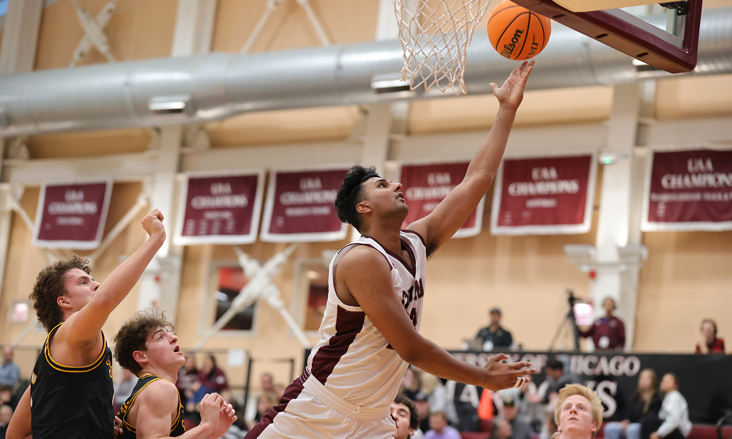 UChicago Men's Basketball Thwarted in Final Seconds by Brandeis, 66-65 ...