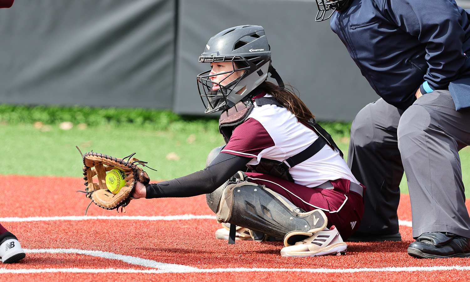 Maroon Softball Drops a Pair to CWRU - University of Chicago