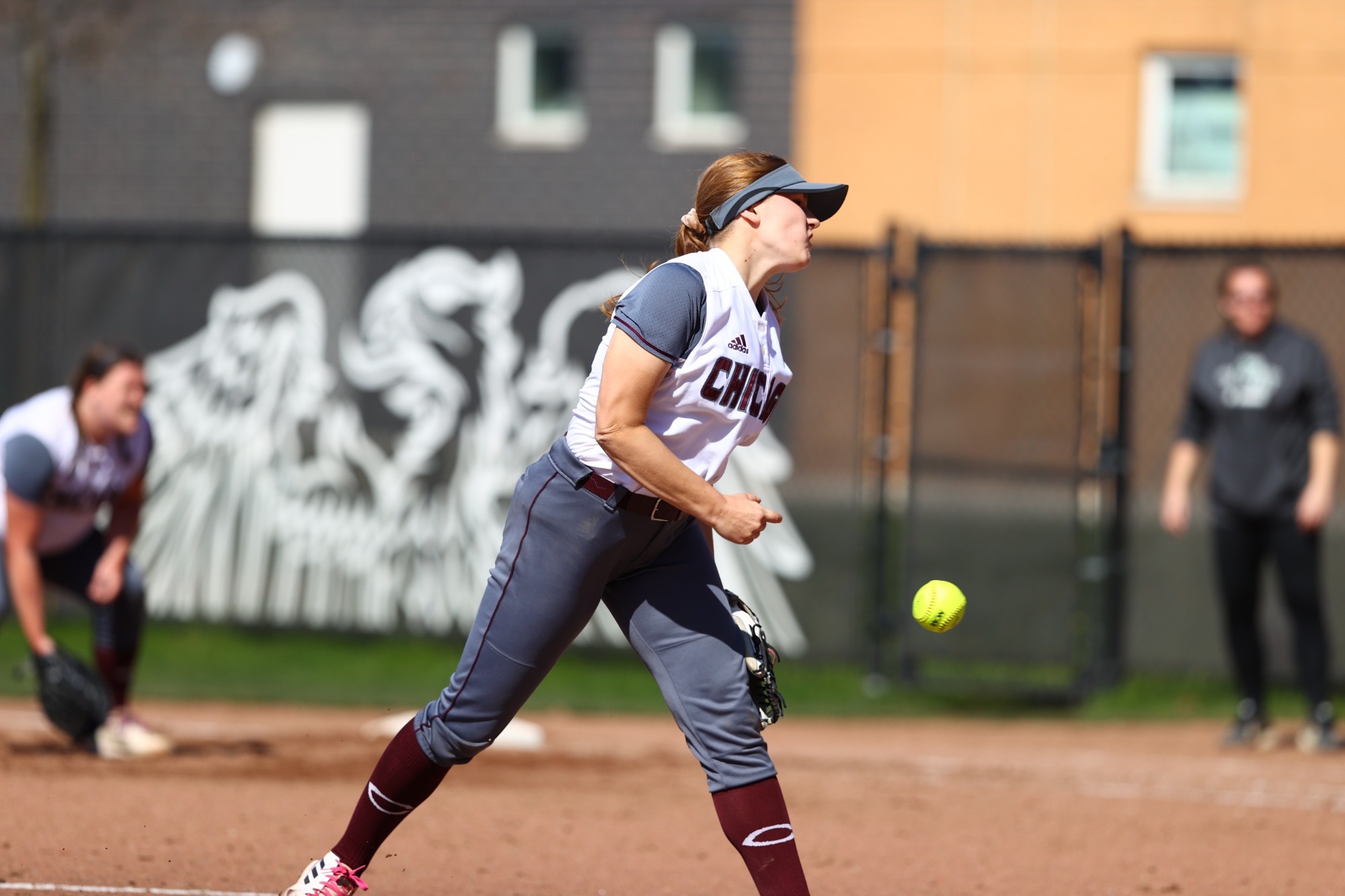 Softball Goes 1-1 On Day Two Of Trip - University of Chicago