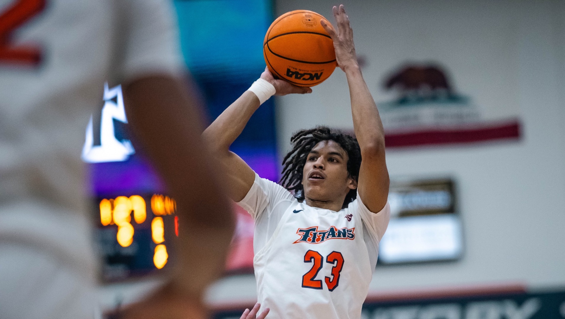 Titans Cruise to Home Victory Over CSU Bakersfield - California State ...