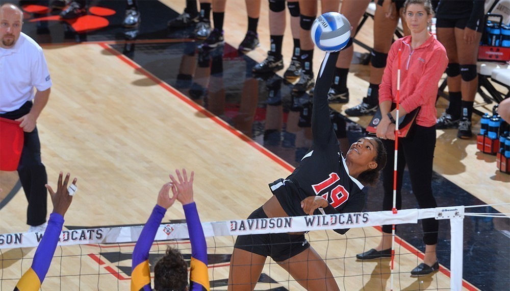 Ciera Cockrell - Volleyball - Davidson College Athletics