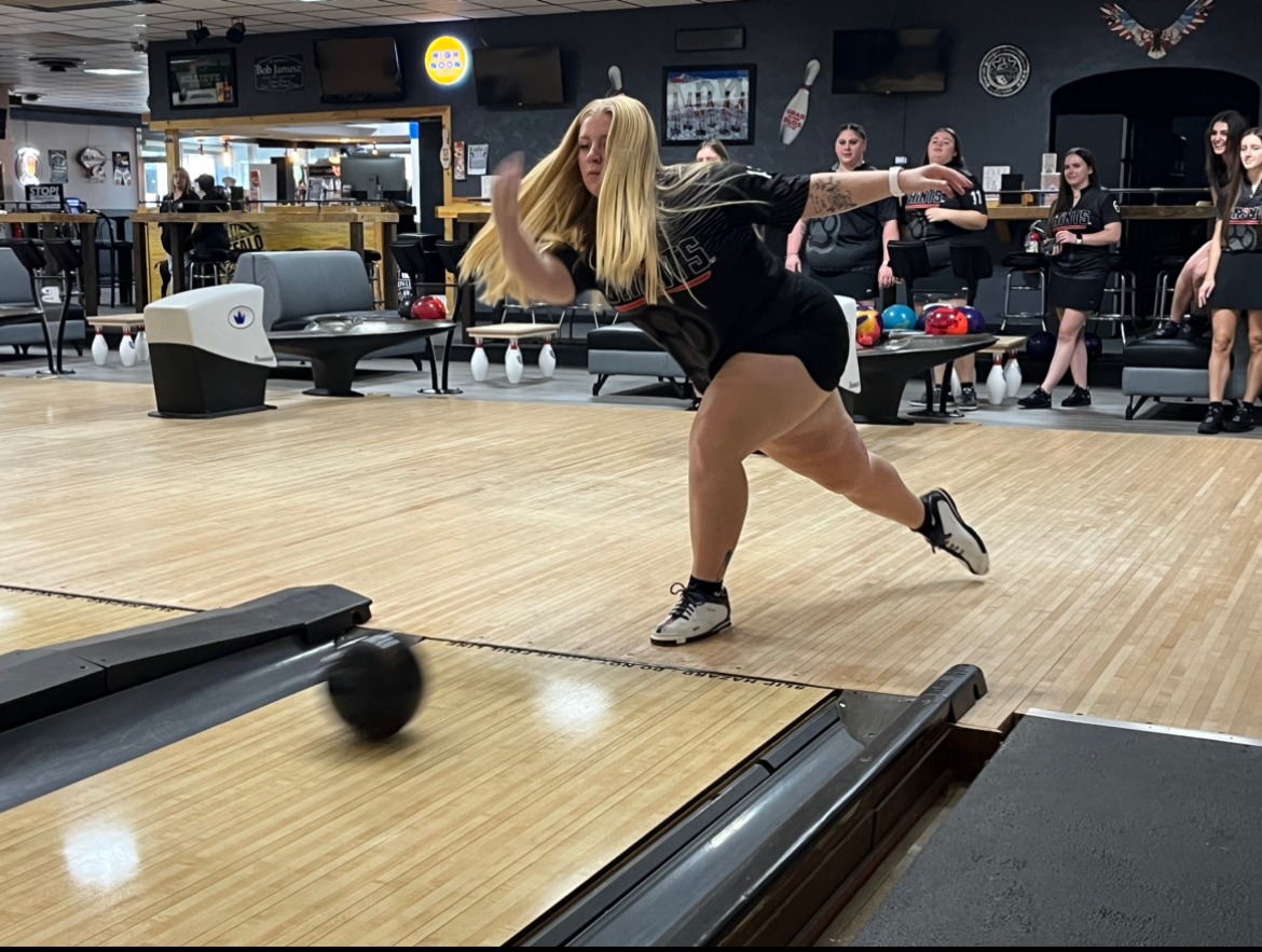 Women’s Bowling Drops Three Matches to Niagara University - D'Youville ...