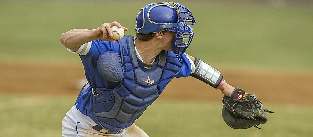 Cold Day Snowballs On EMU Men In Loss - Eastern Mennonite University