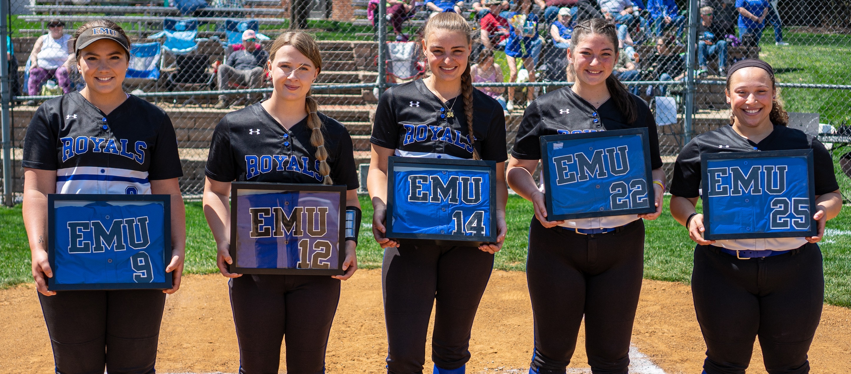 Softball Down 6 Randolph Macon In Game One Drops Heartbreaker In Game