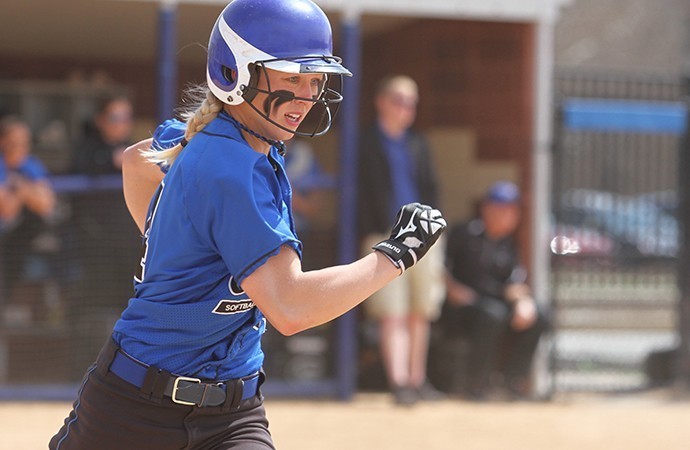 Reynae Hutchinson - Softball - Eastern Illinois University Athletics