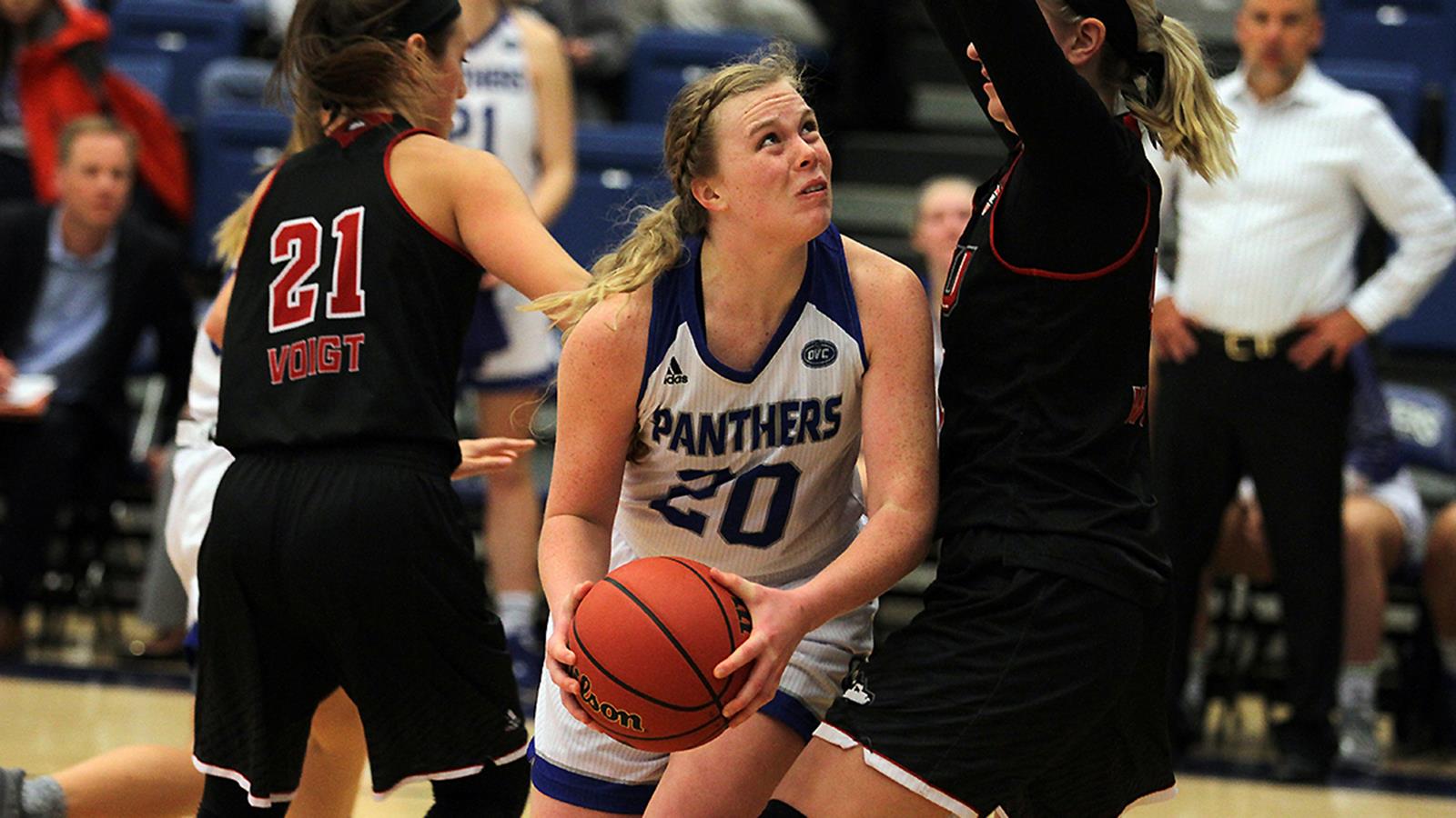 Danielle Berry - Women's Basketball - Eastern Illinois University Athletics