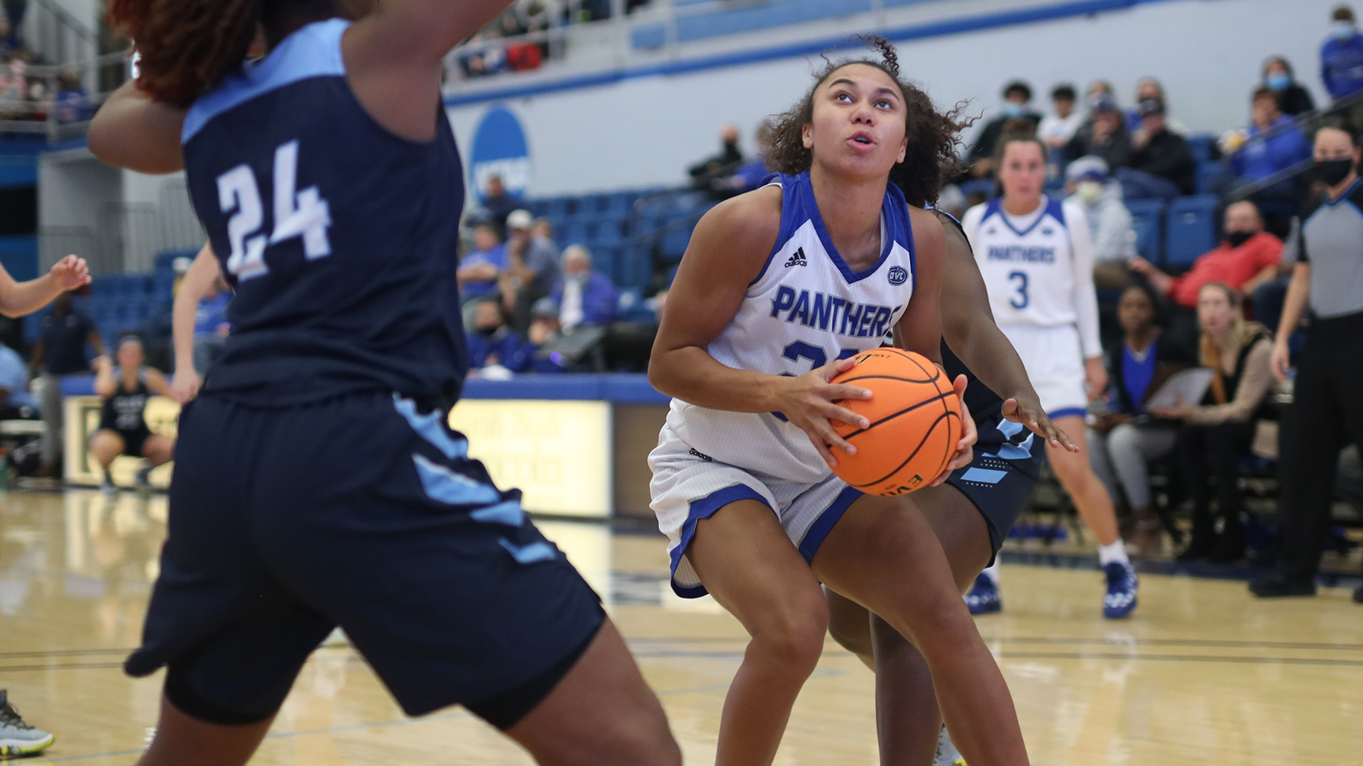 Lariah Washington - Women's Basketball - Eastern Illinois University ...