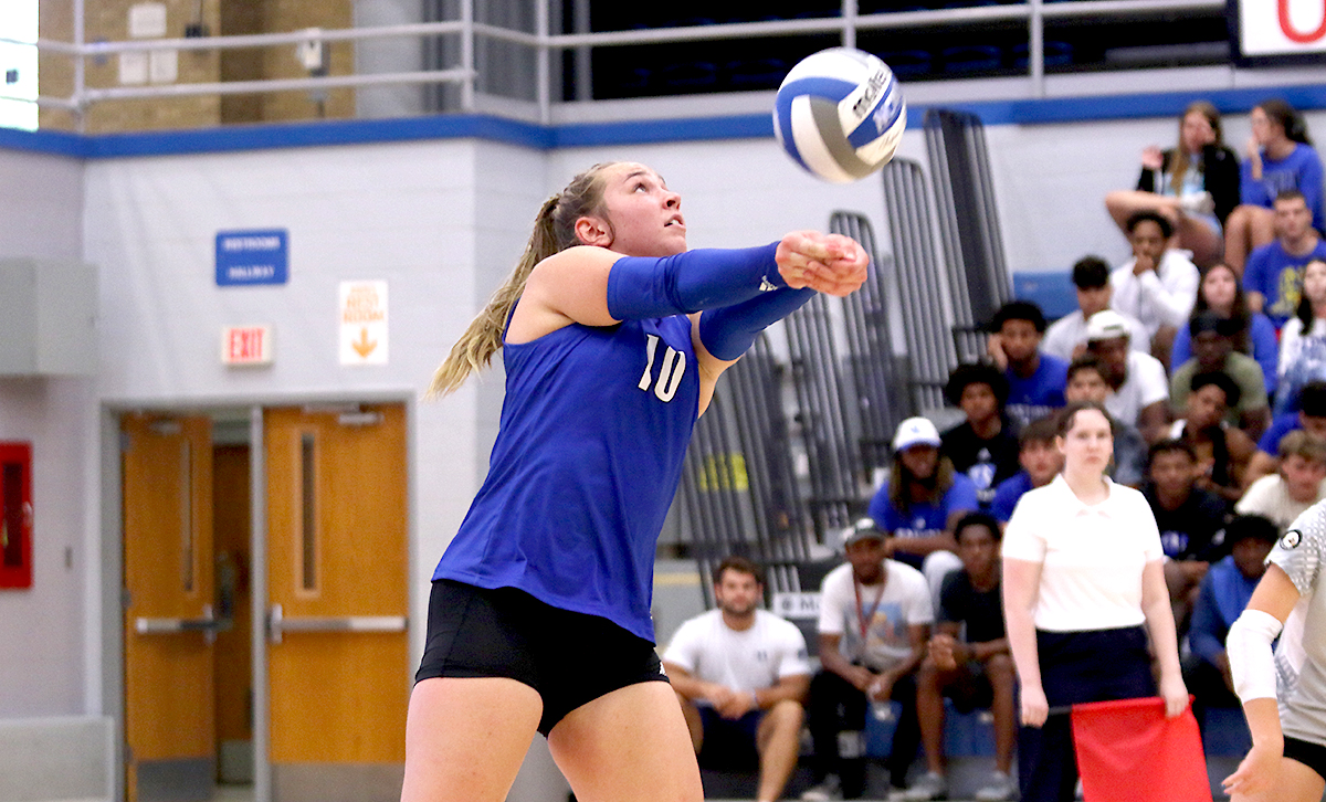 Panthers Lose Opening Match To UIC 3-0 - Eastern Illinois University ...