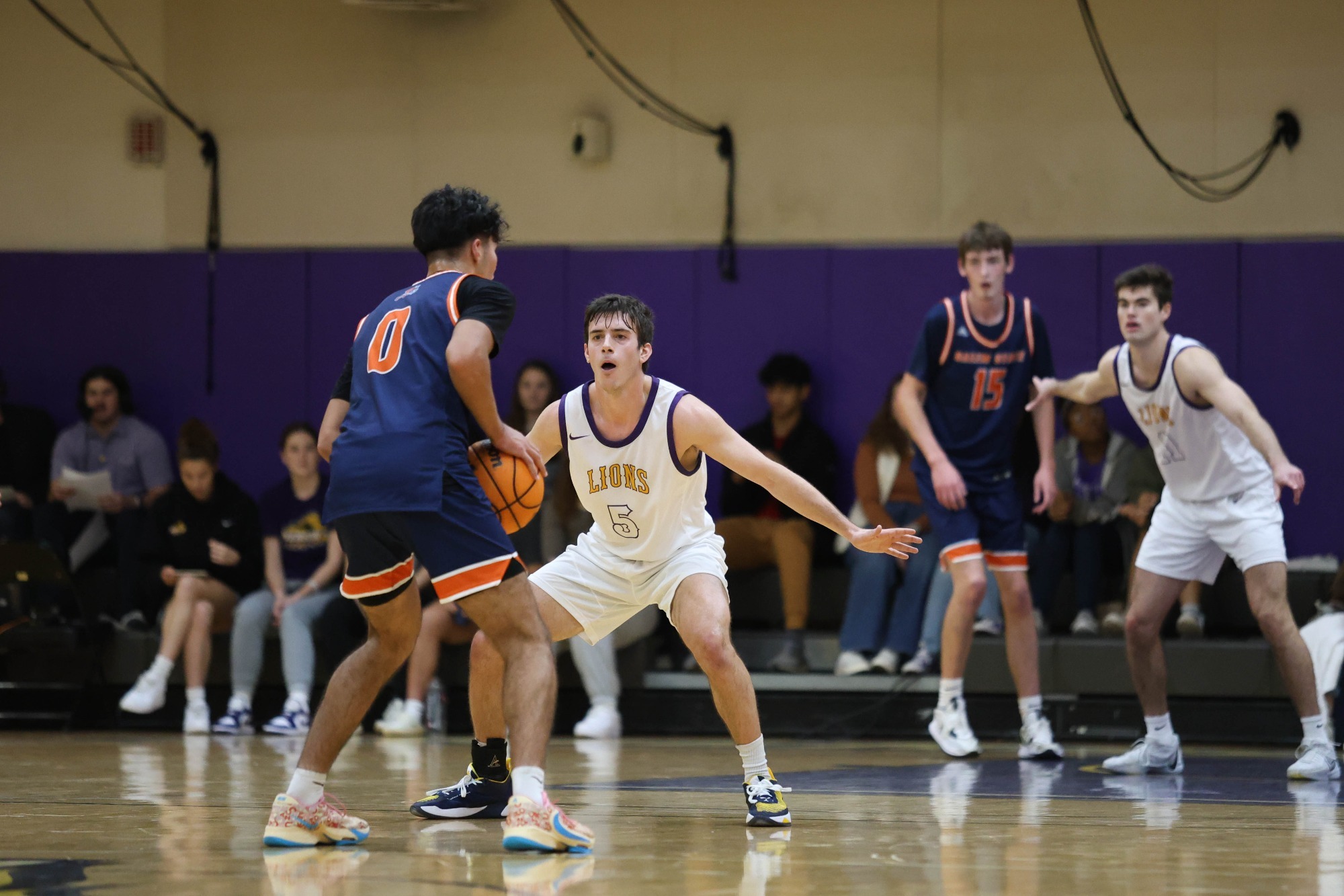 Men's Basketball Falls To Albertus Magnus in OT - Emerson College