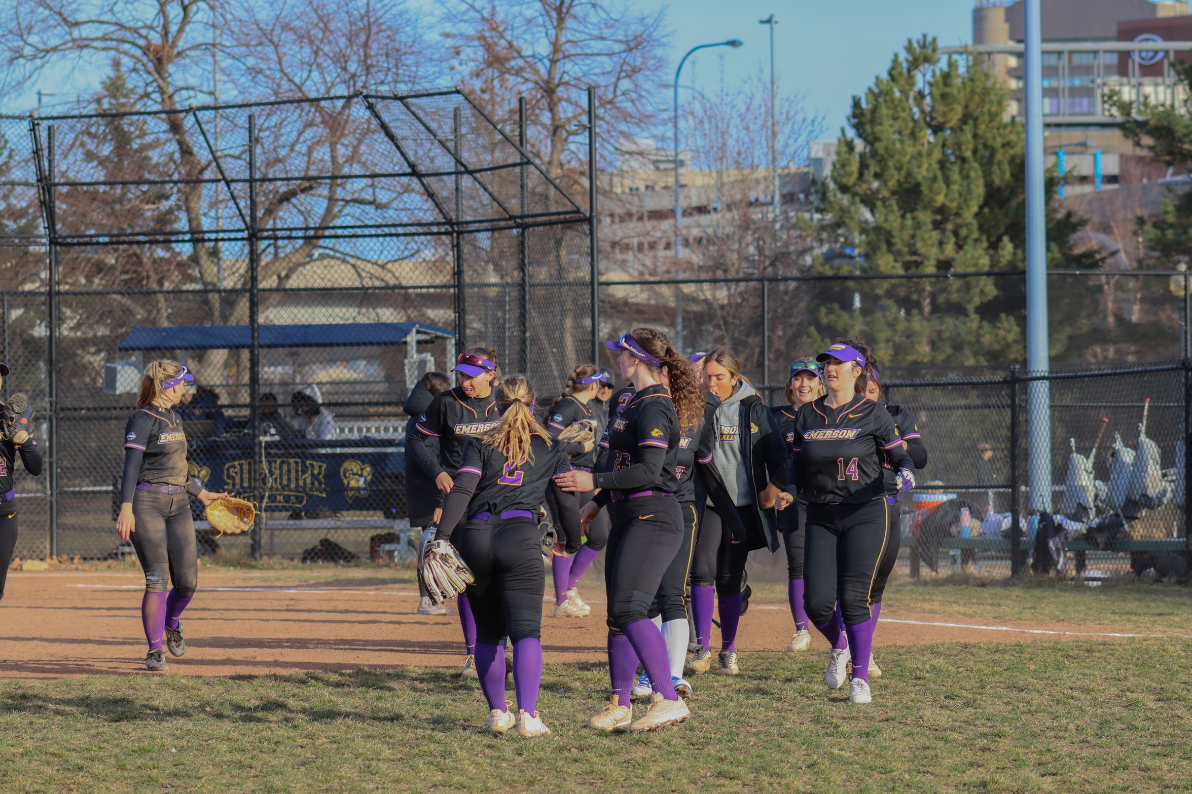 Softball Sweeps Northern Vermont-Lyndon - Emerson College
