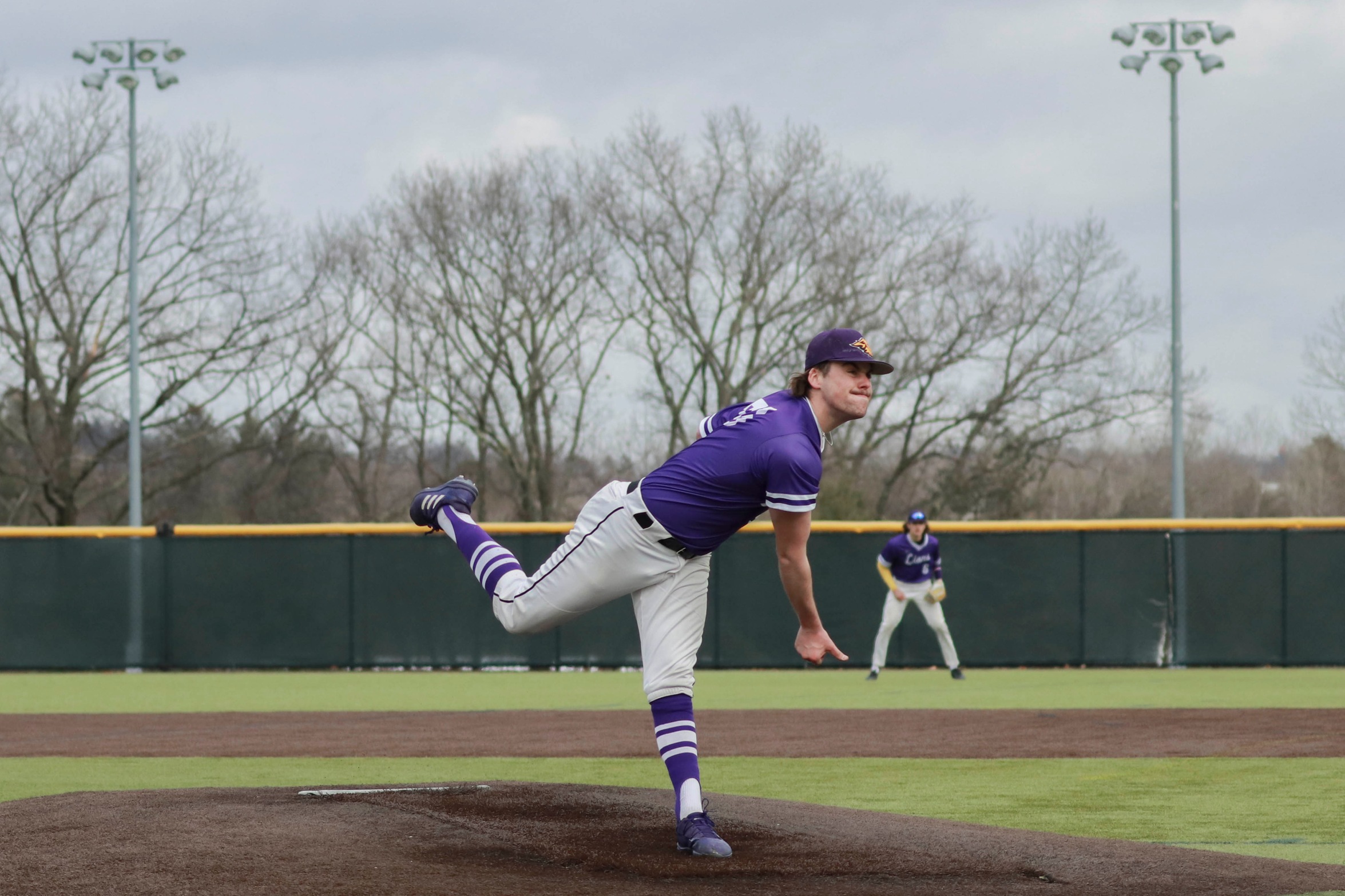 Baseball Defeats Framingham State 11-2 - Emerson College