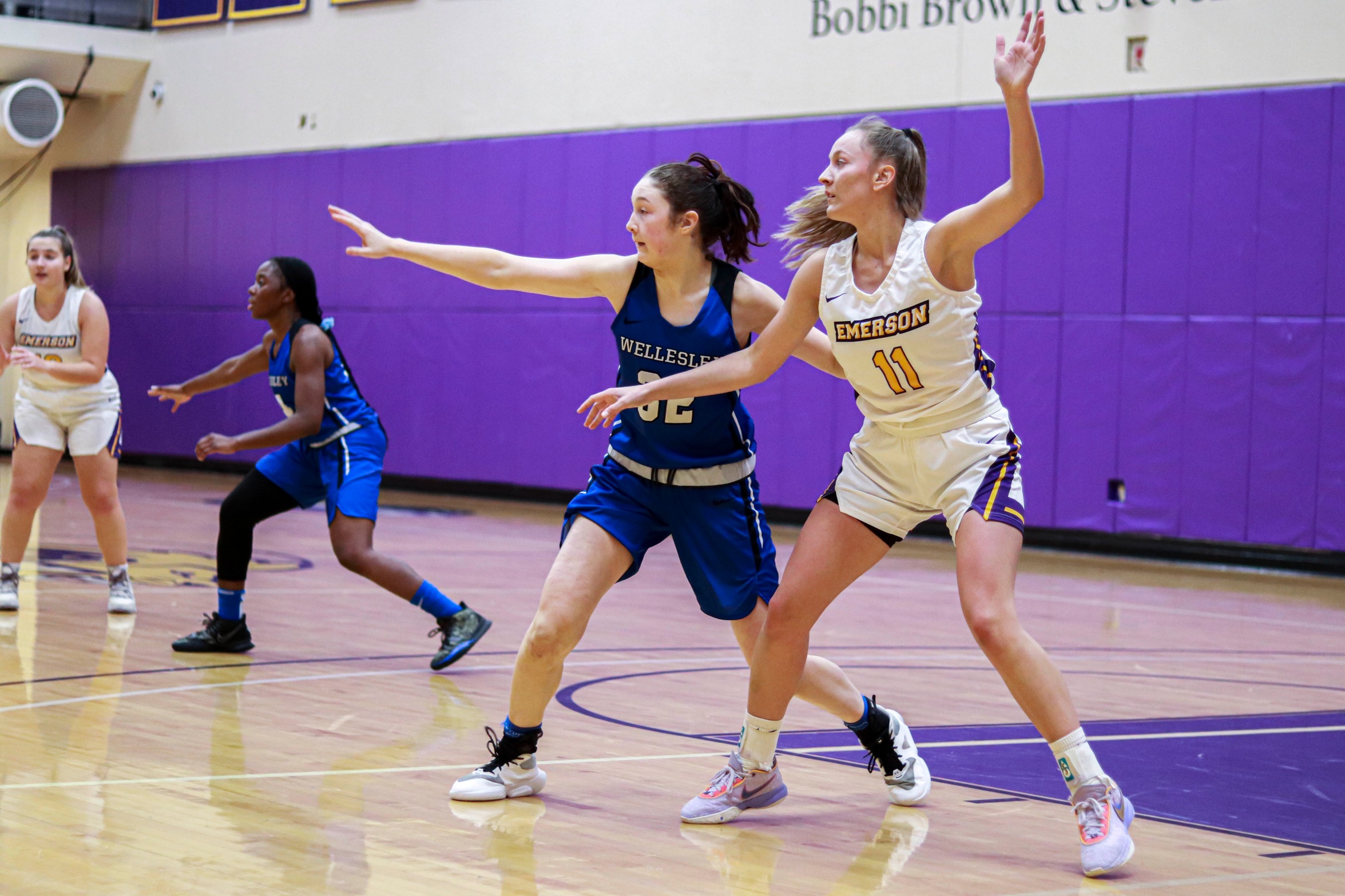 Women's Basketball Falls to Suffolk in Season Opener - Emerson College