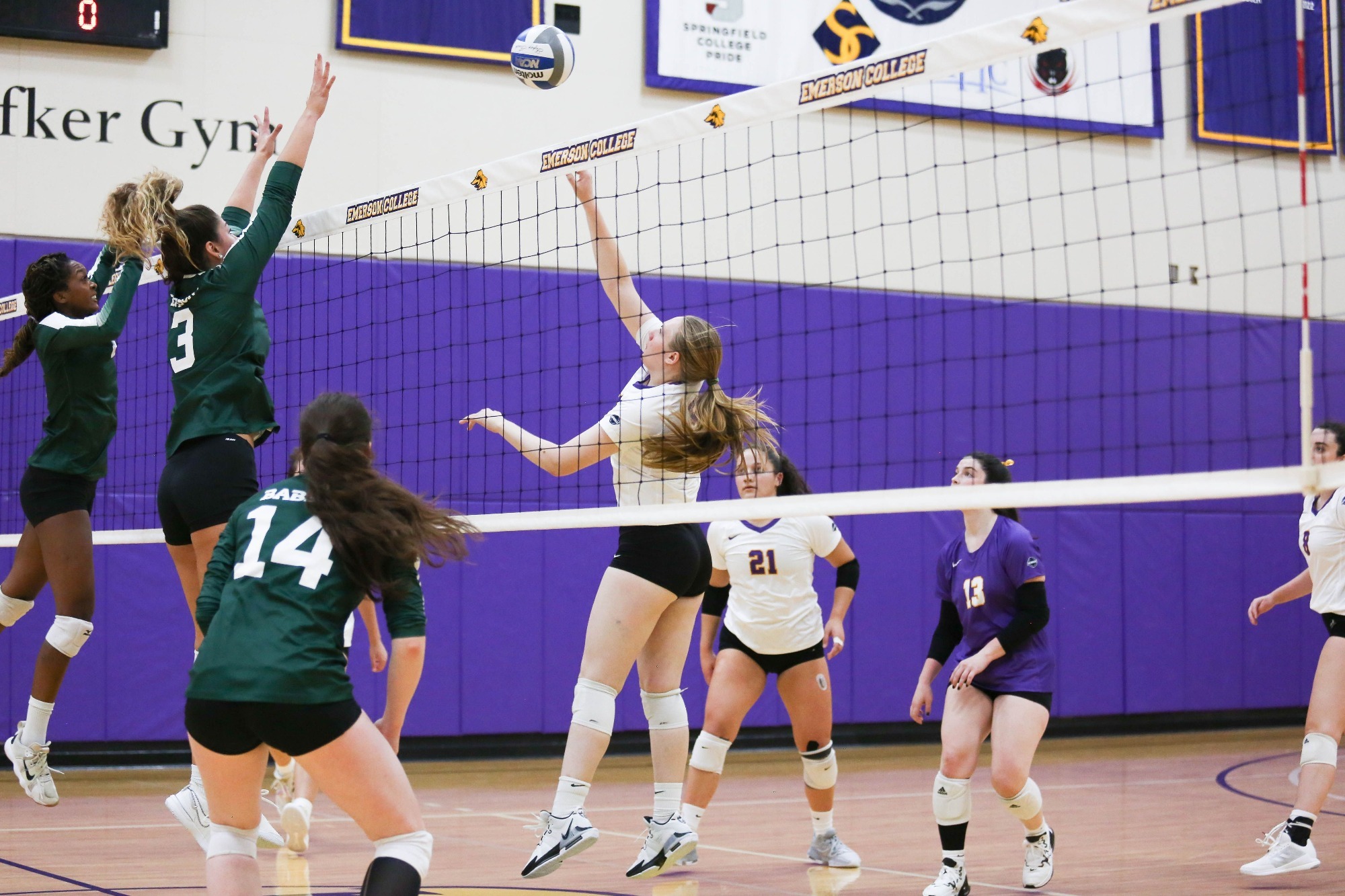 Women's Volleyball Splits Tri-Match with WPI and UMASS Dartmouth ...