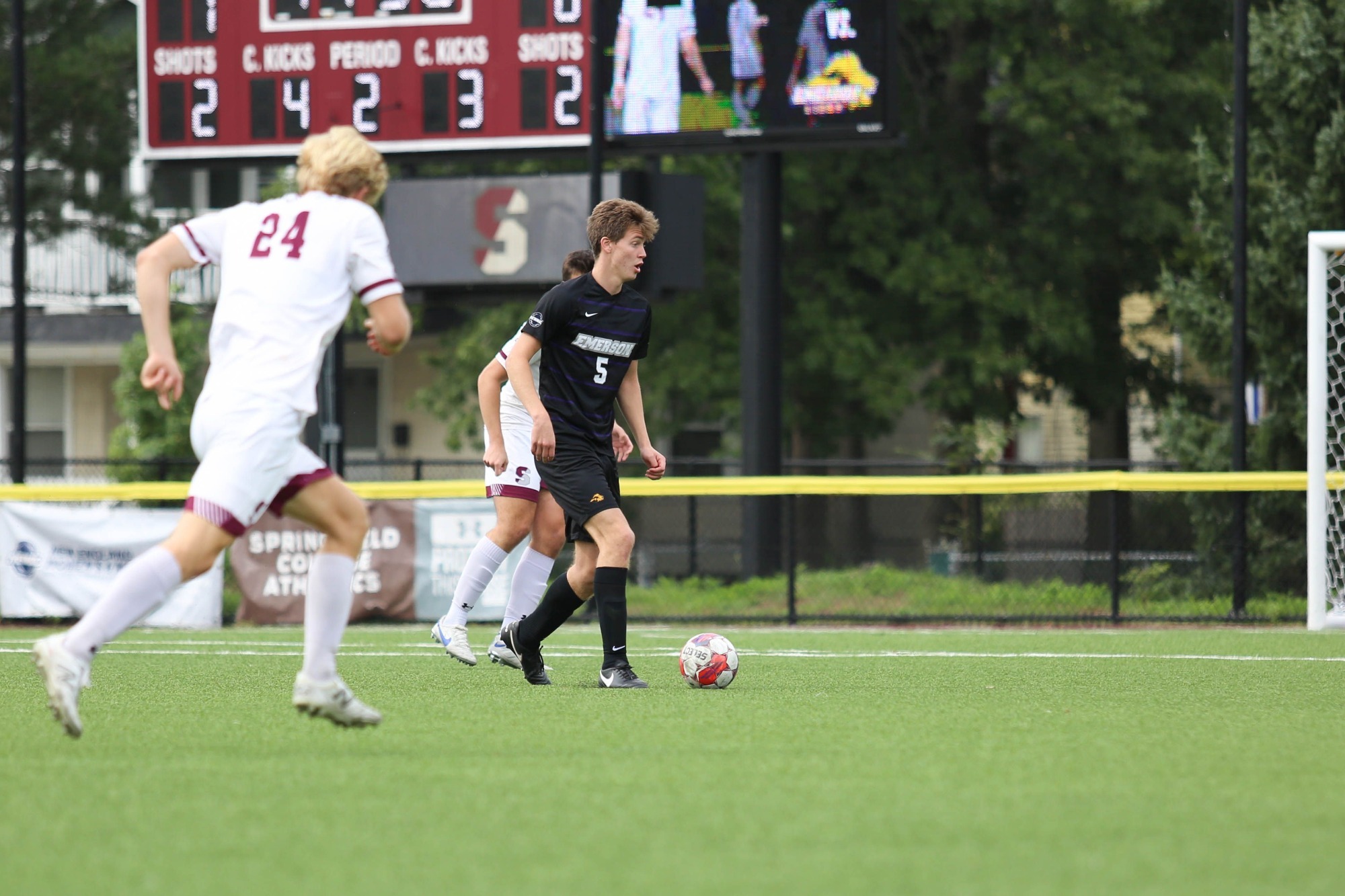 Men's Soccer Falls to WPI - Emerson College