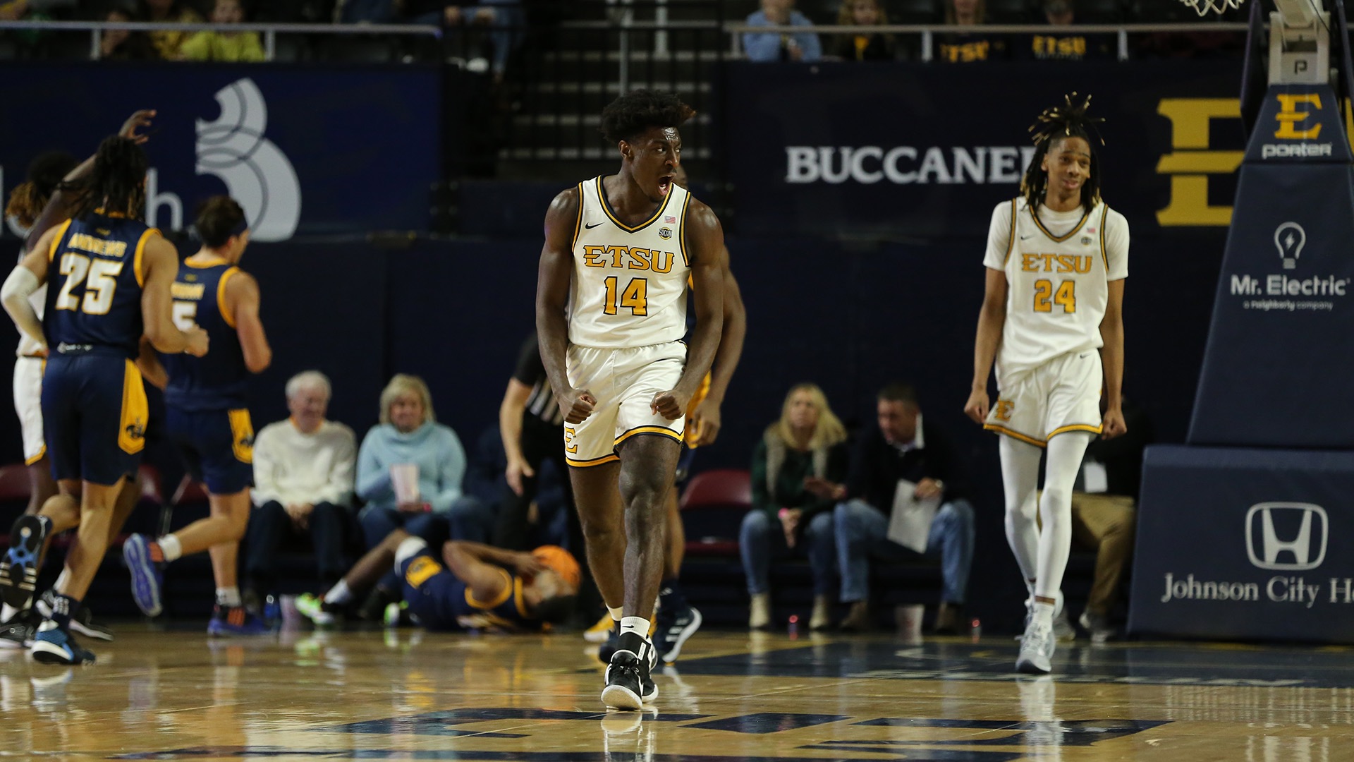 Ebby Asamoah - 2023-24 - Men's Basketball - East Tennessee State University