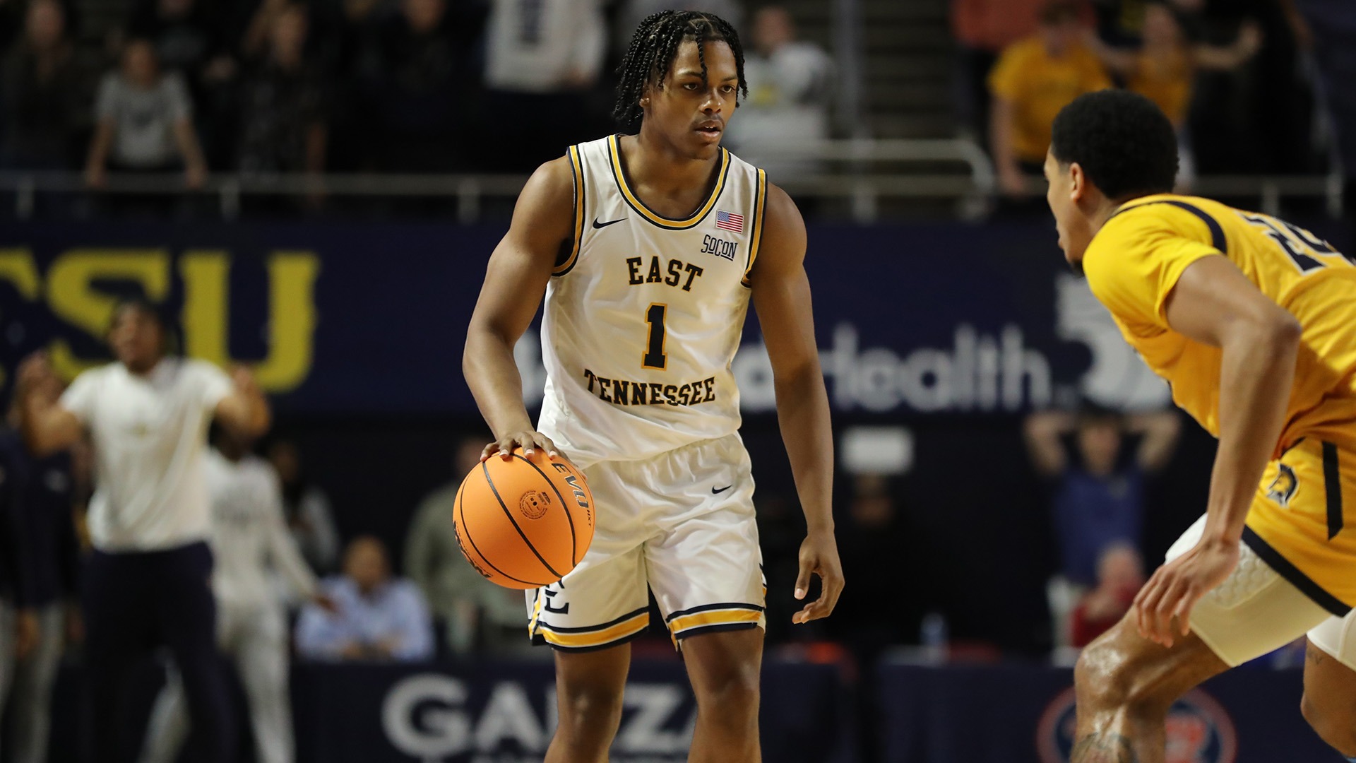 Peterson delivers again; Bucs secure Senior Day win over UNCG, 66-65 ...