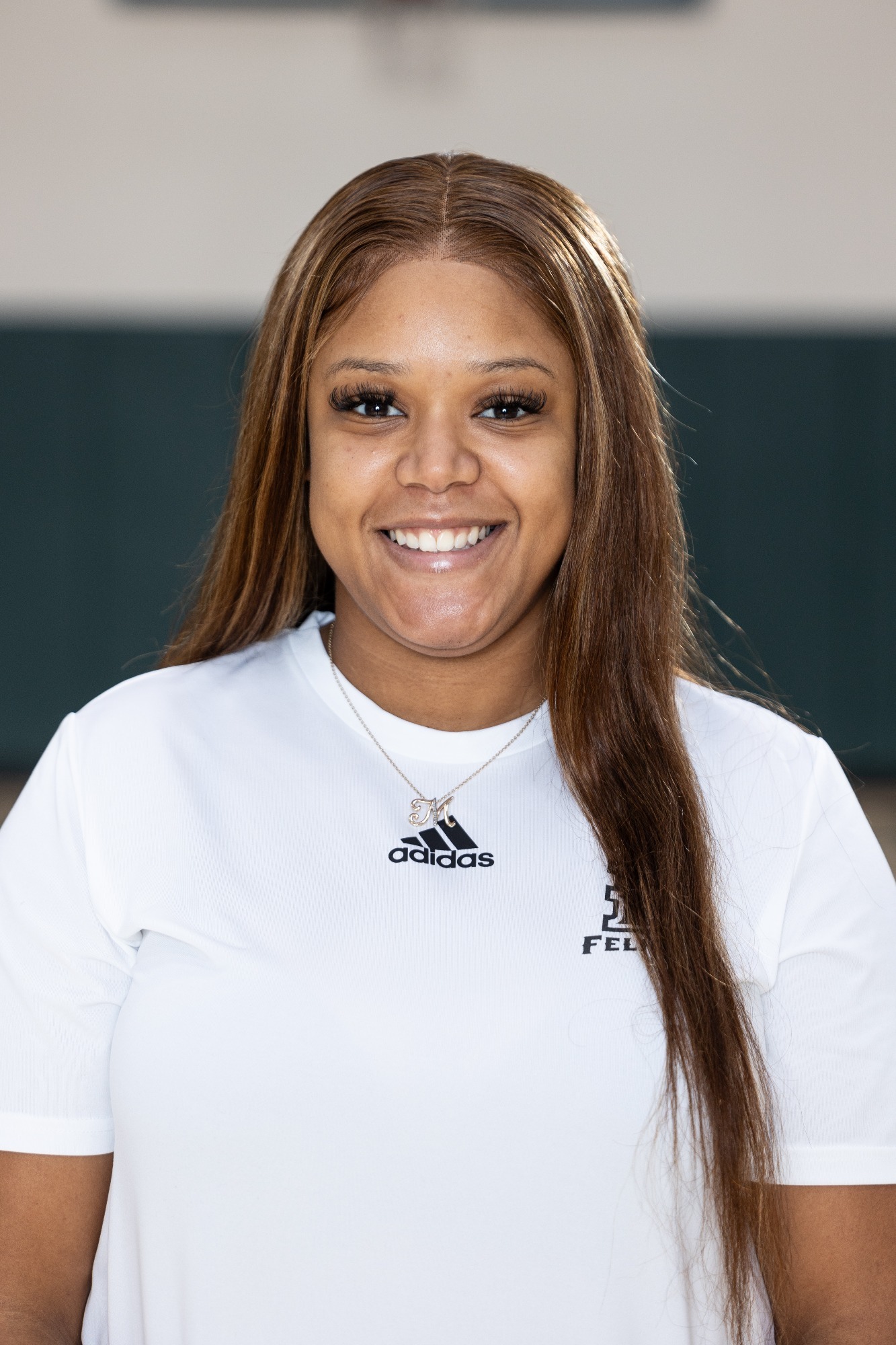 Shelli Desrosiers '19 - Administrative Assistant - Men's Basketball ...