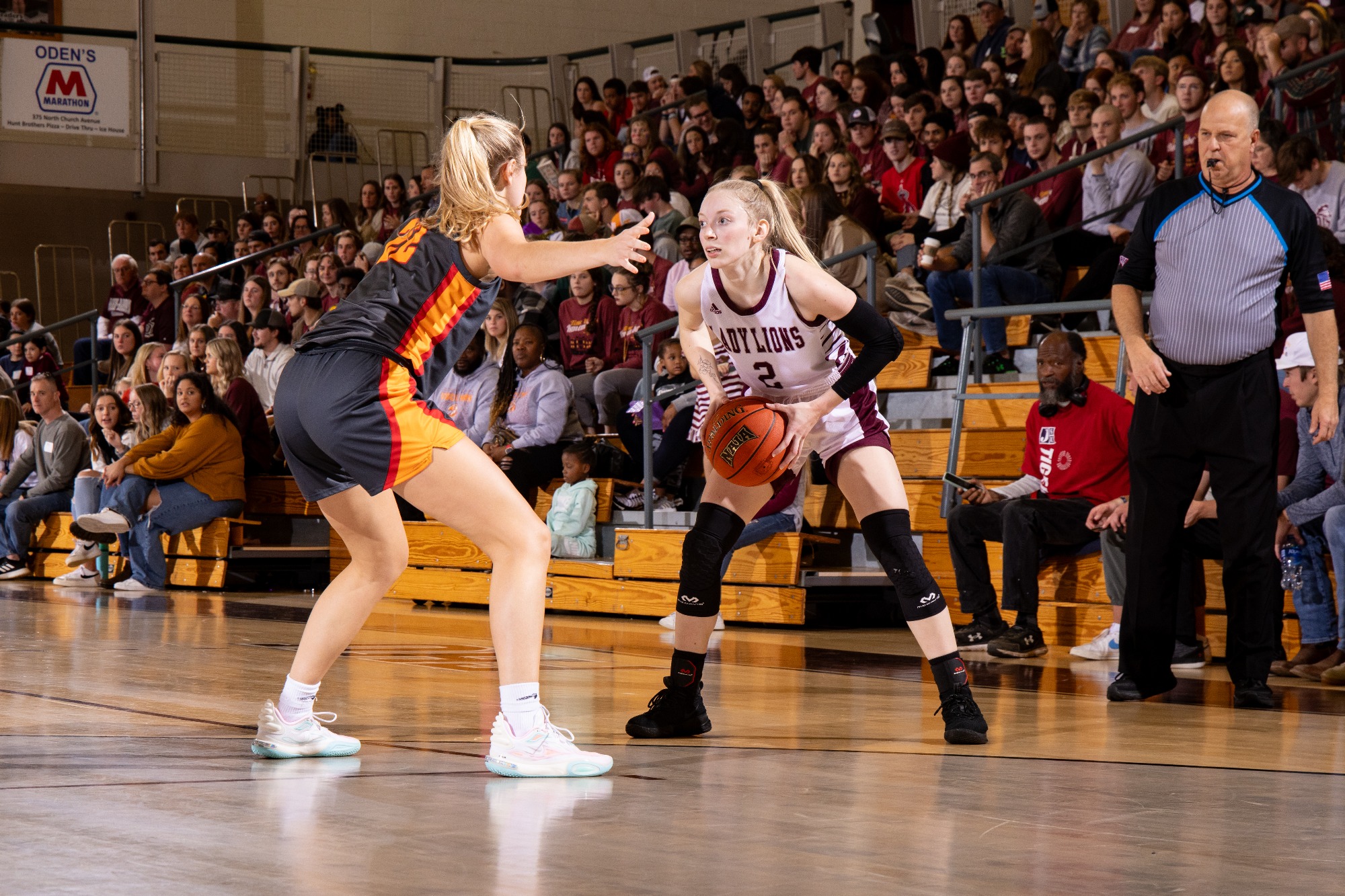 Women's basketball returns with victory - Freed-Hardeman University