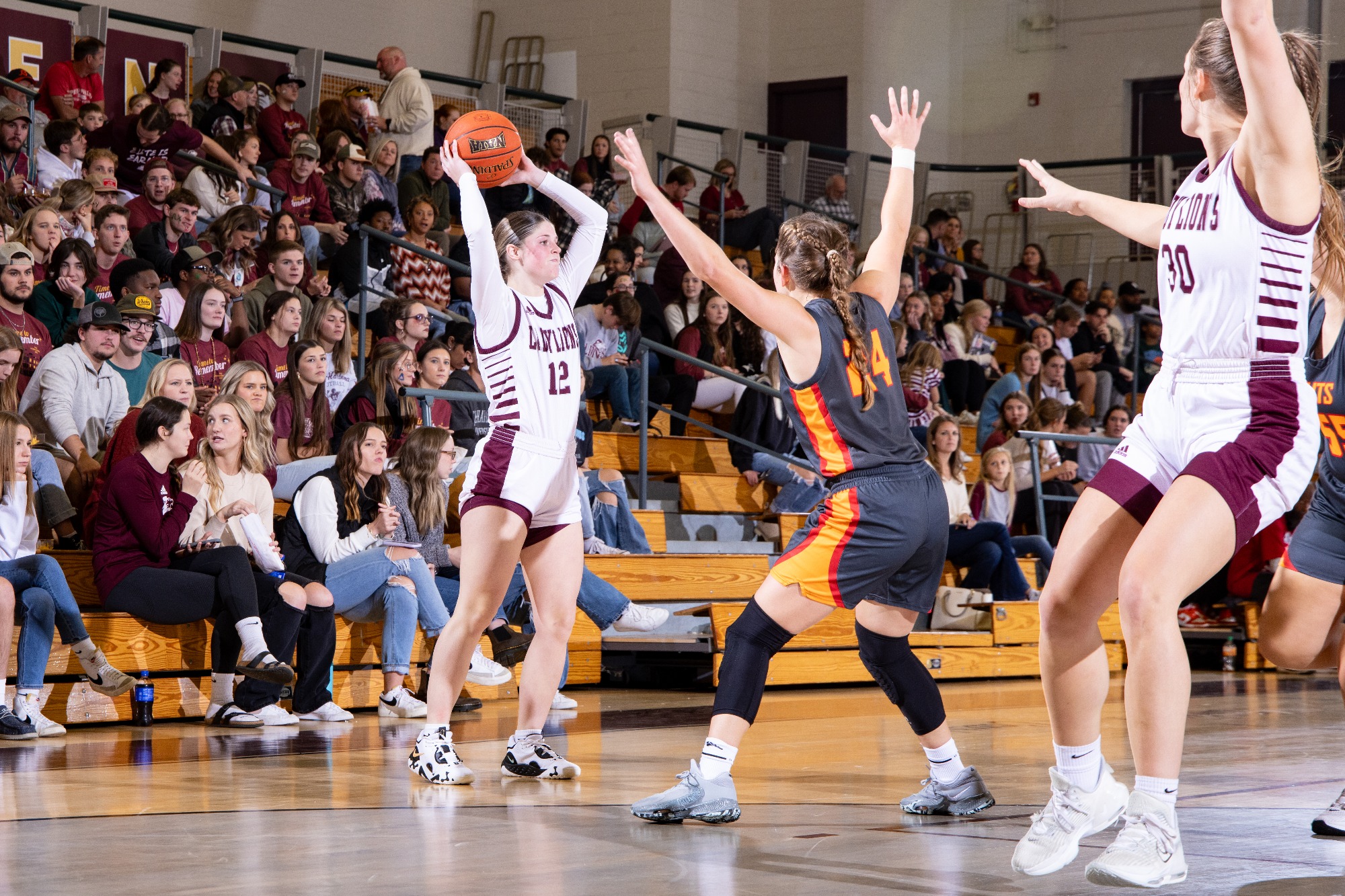 FHU gets 10th win in major way - Freed-Hardeman University