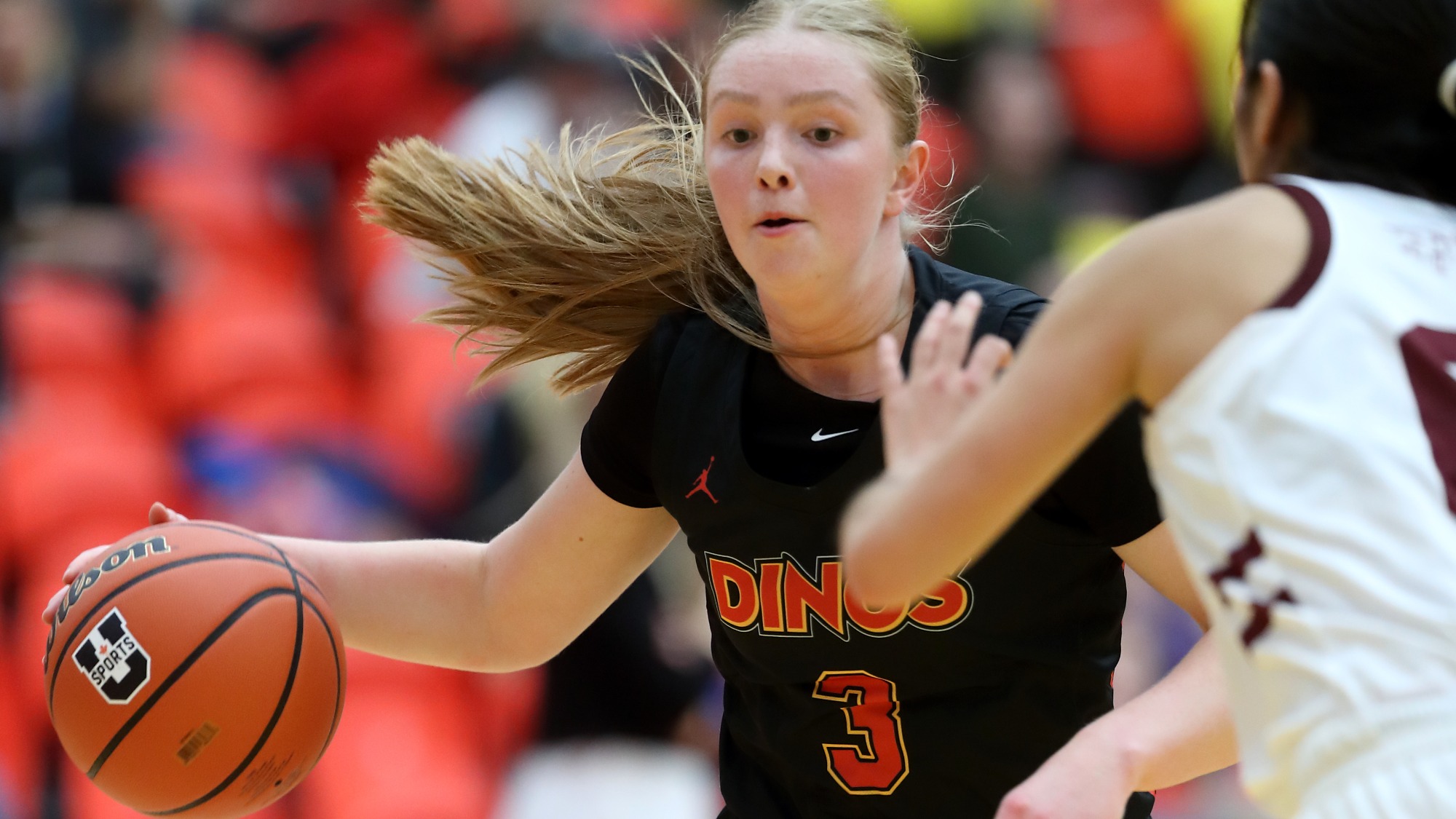 Fourth-quarter push sends Dinos past Horns - University of Calgary ...